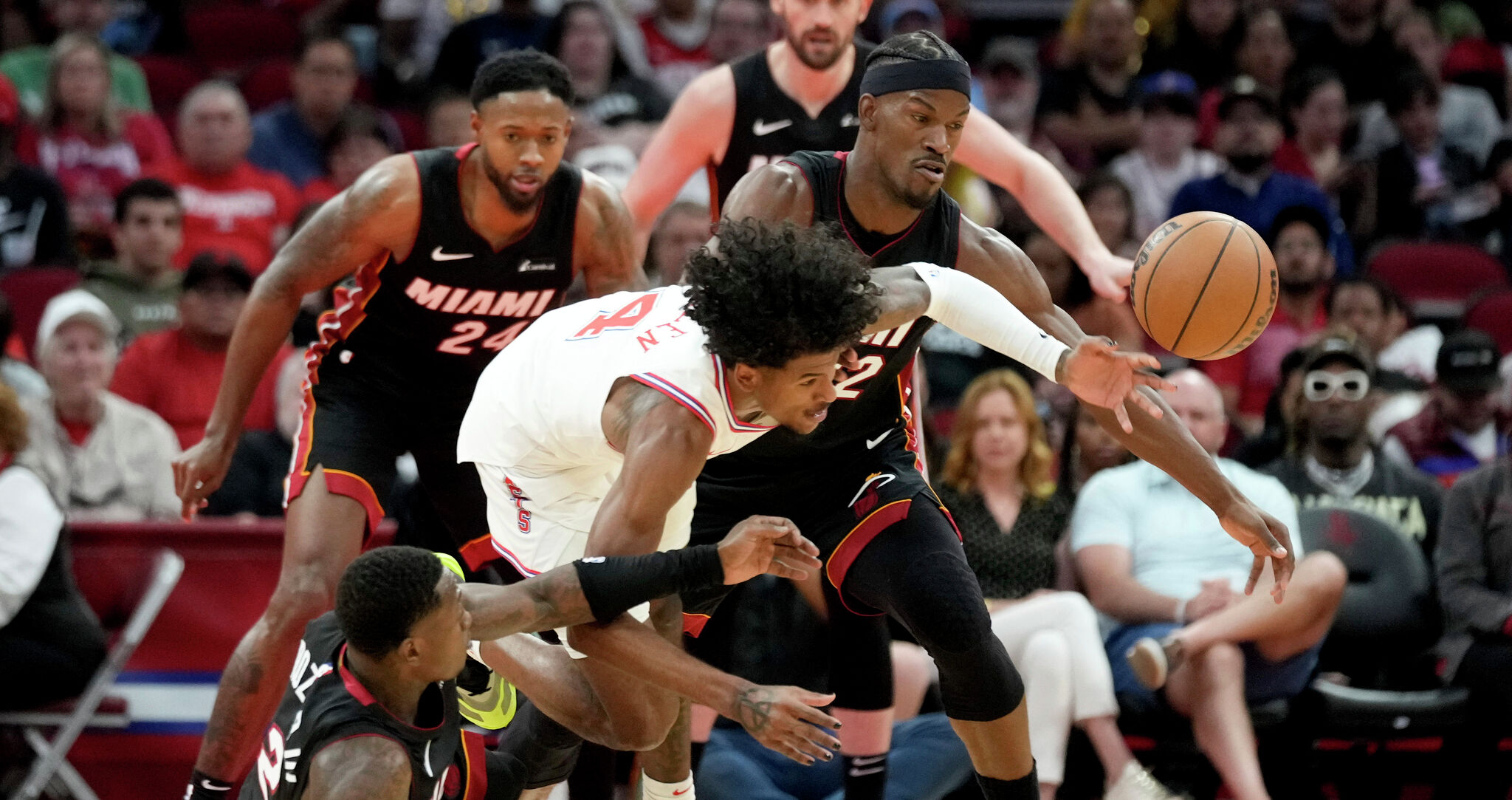 Houston Rockets appear deflated in loss to Miami Heat