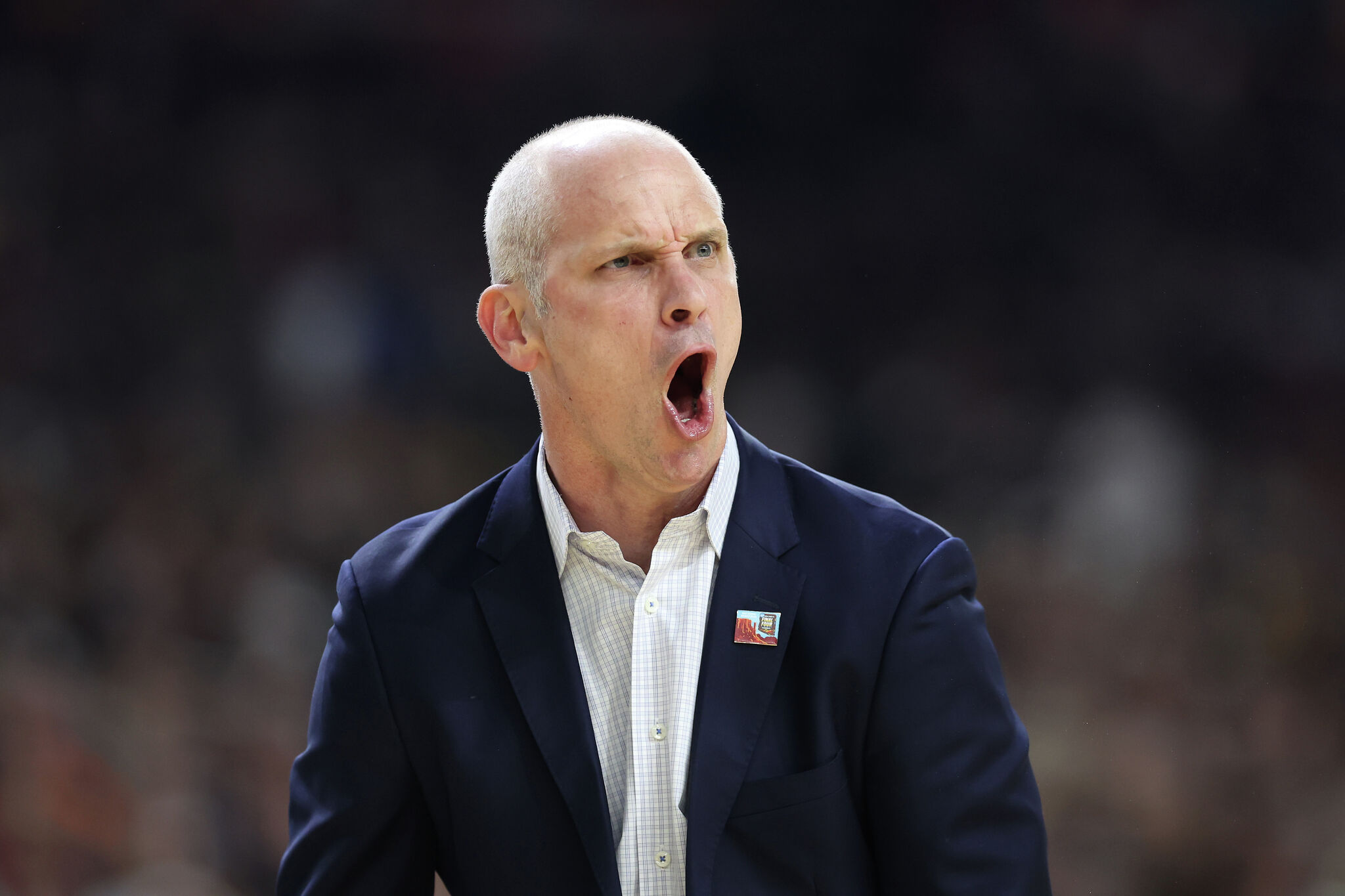 Dan Hurley turns down Lakers to remain as UConn basketball coach