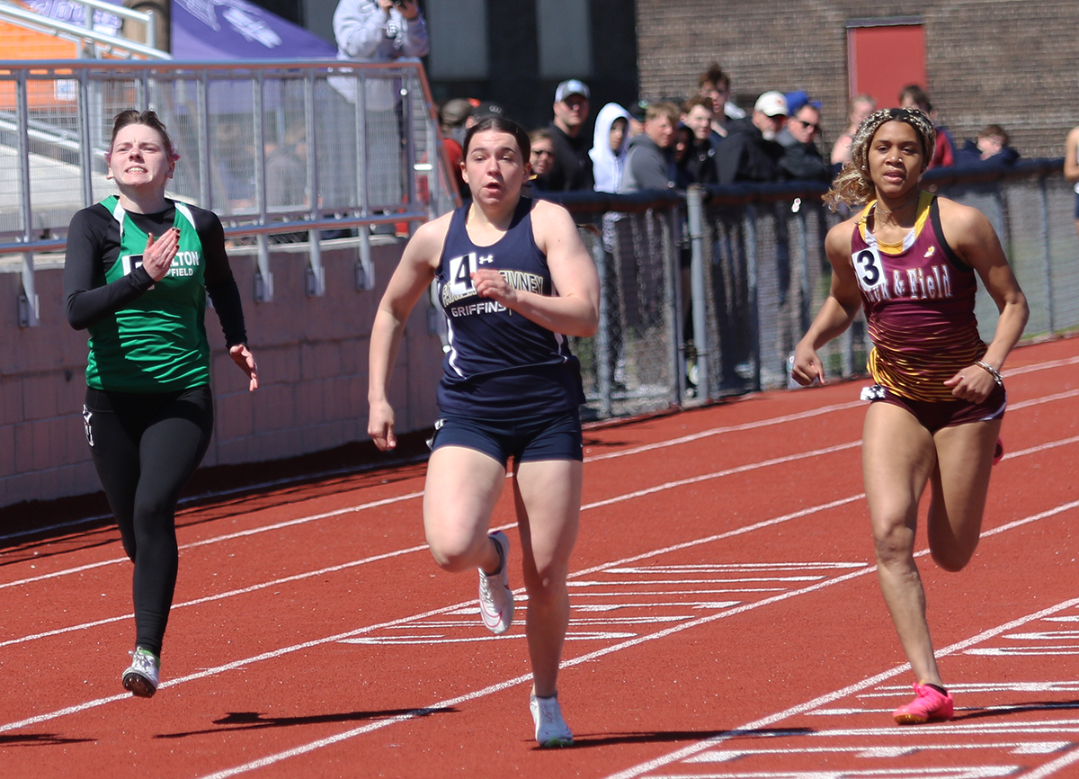 ROUNDUP: Gilbertson wins three events; trop-ranked Griffins take team