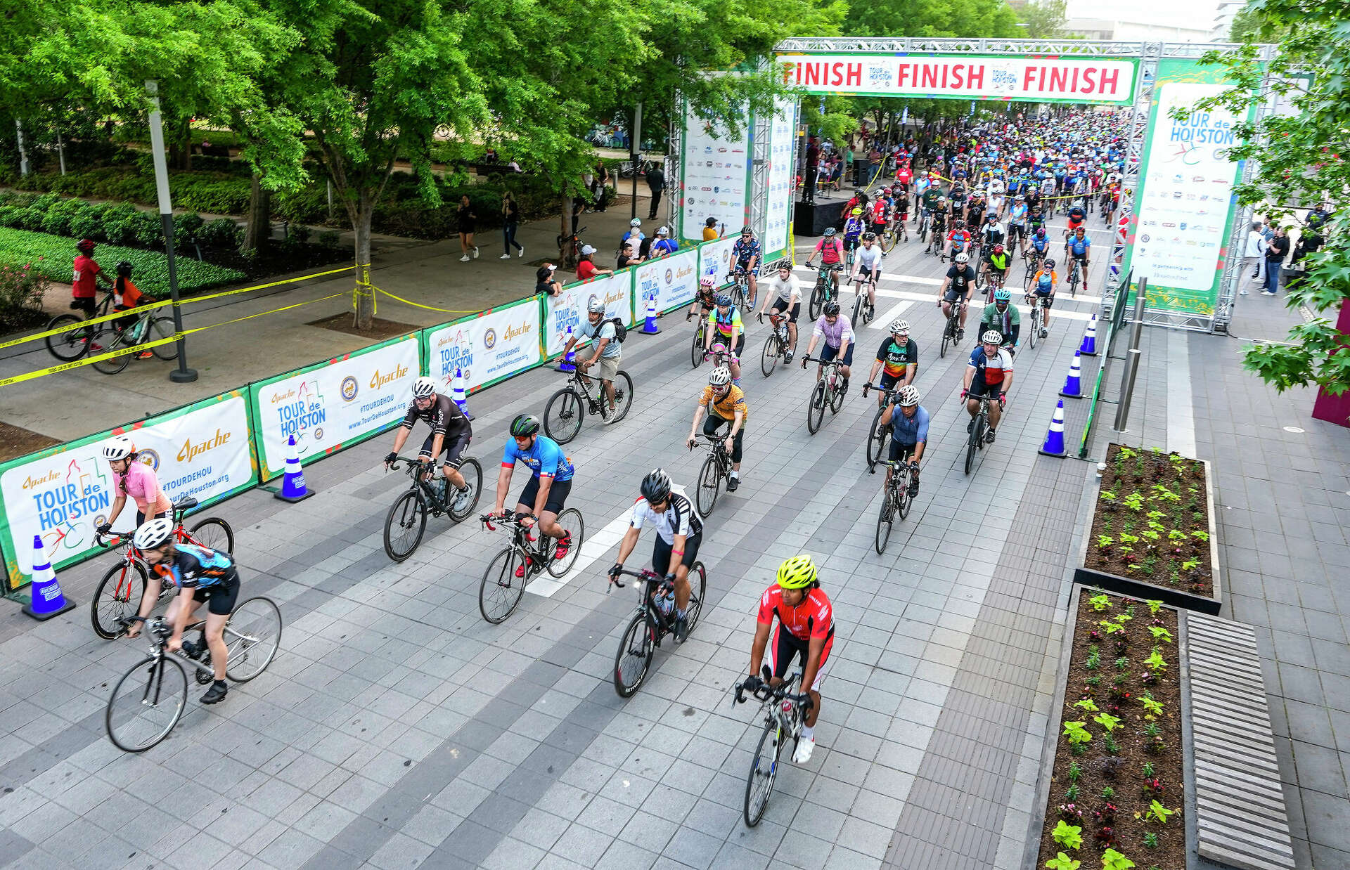 2024 Tour de Houston bike ride draws thousands to downtown