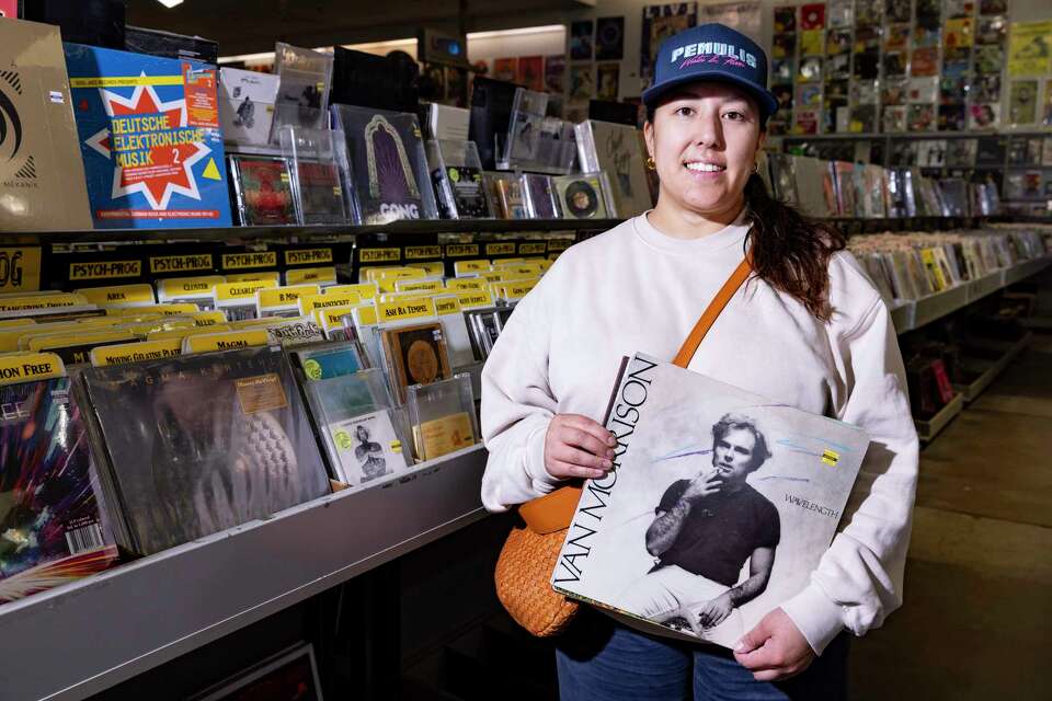 Record collectors of all ages flock to S.F. to find solace in vinyl