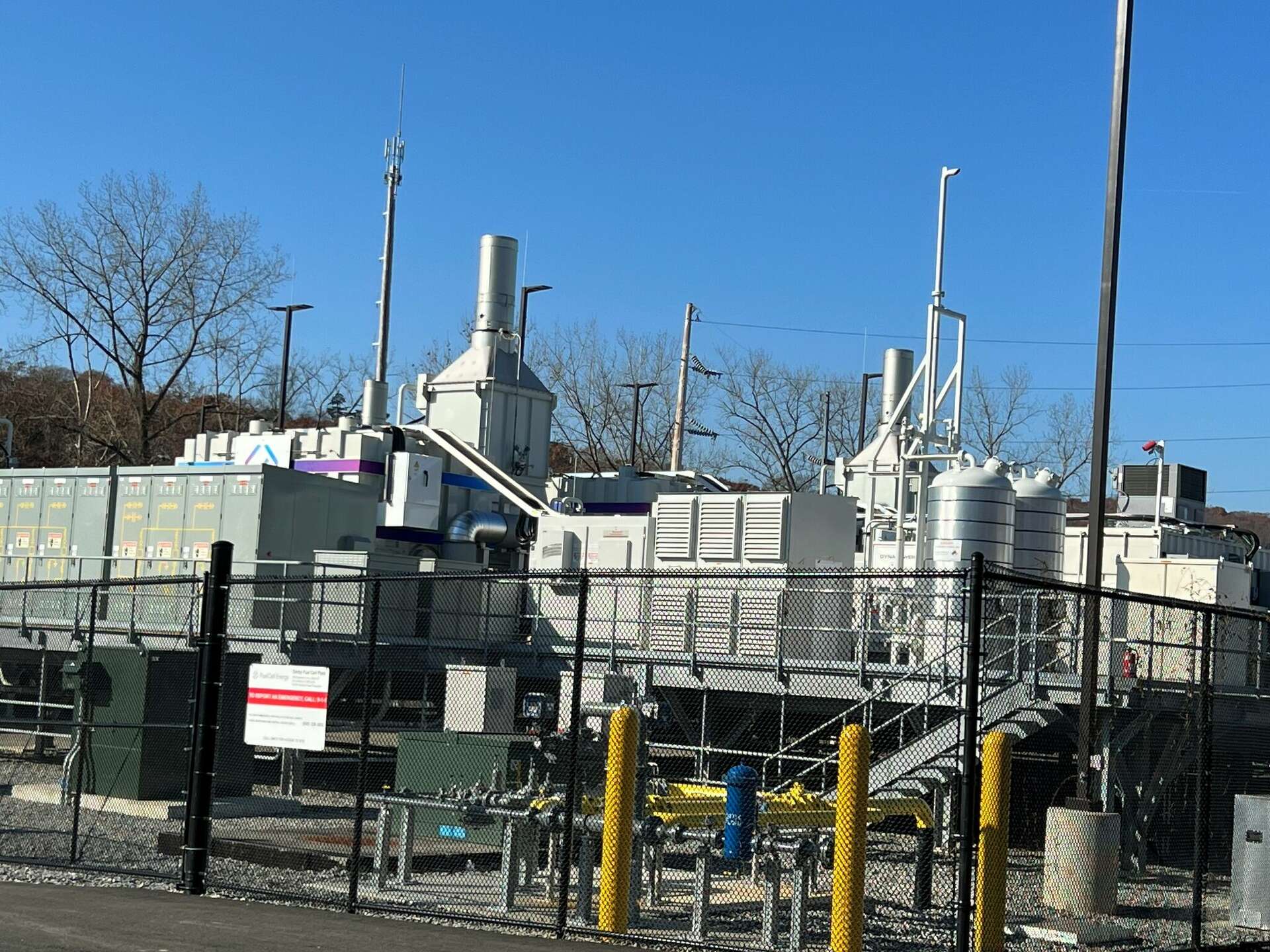 Danbury-based FuelCell Energy cuts 122 jobs, makes changes at CT plant