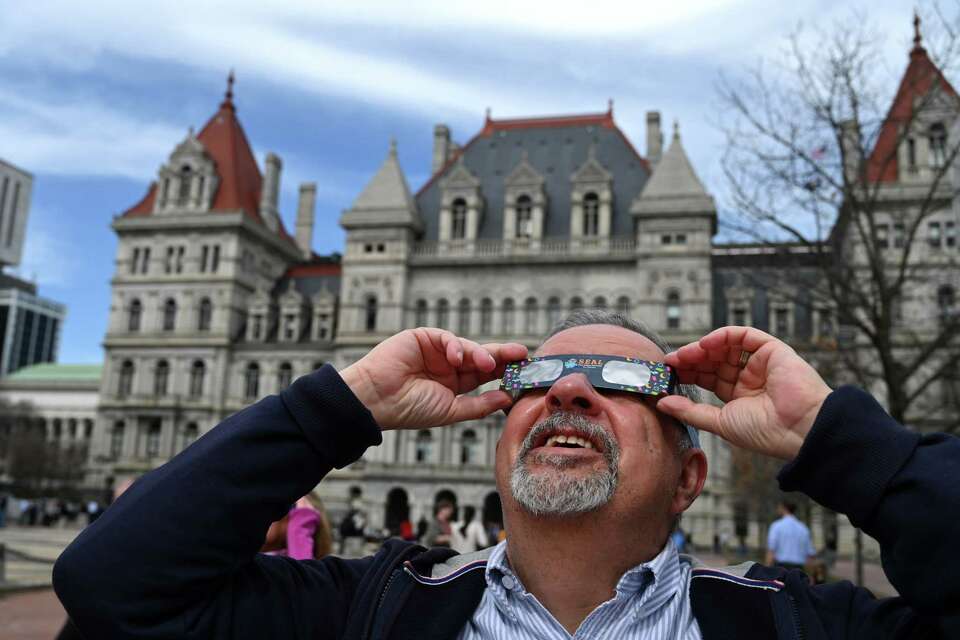 Solar eclipse photos from upstate New York