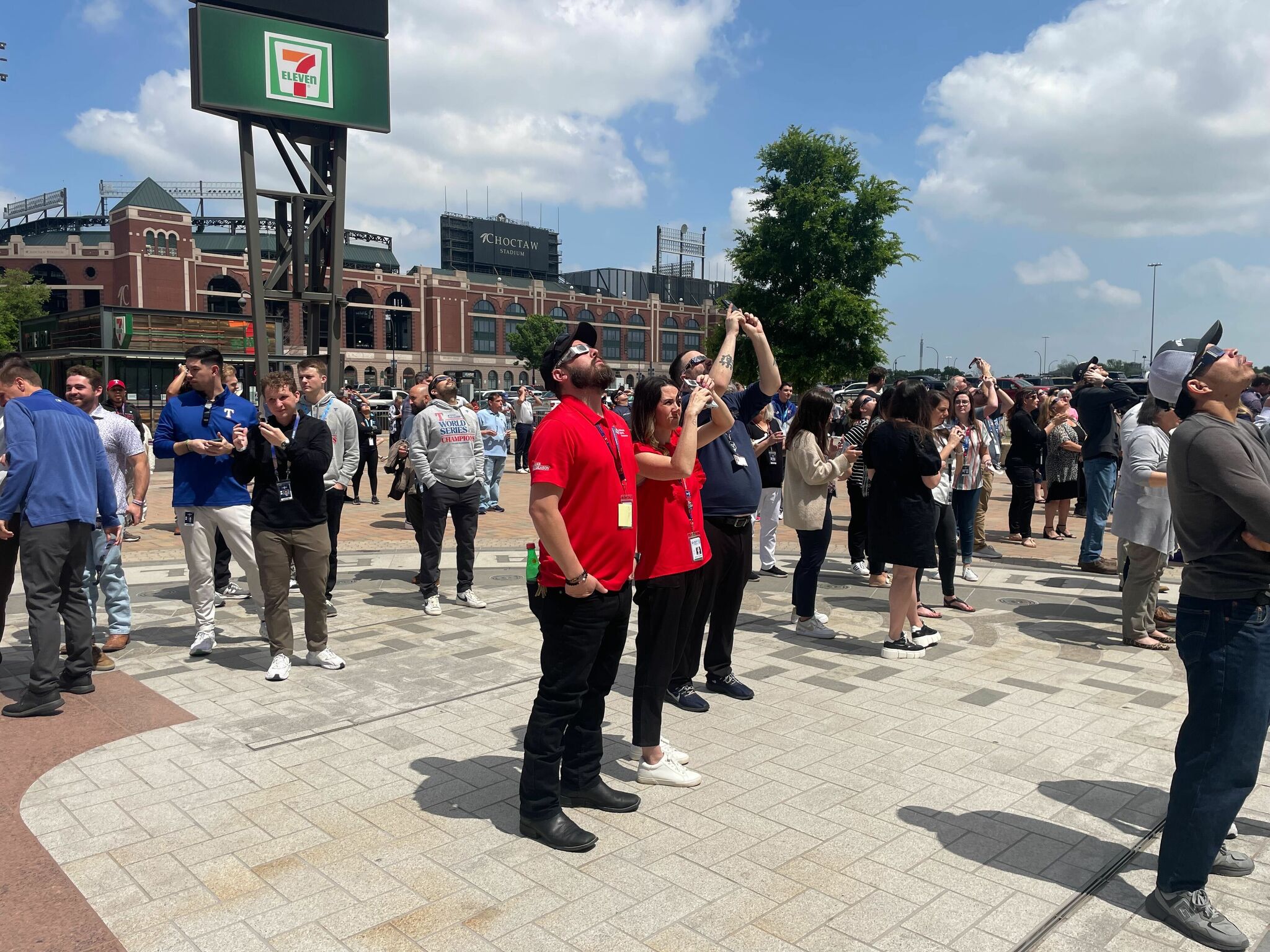 What brings Astros and Rangers fans together? A total eclipse.
