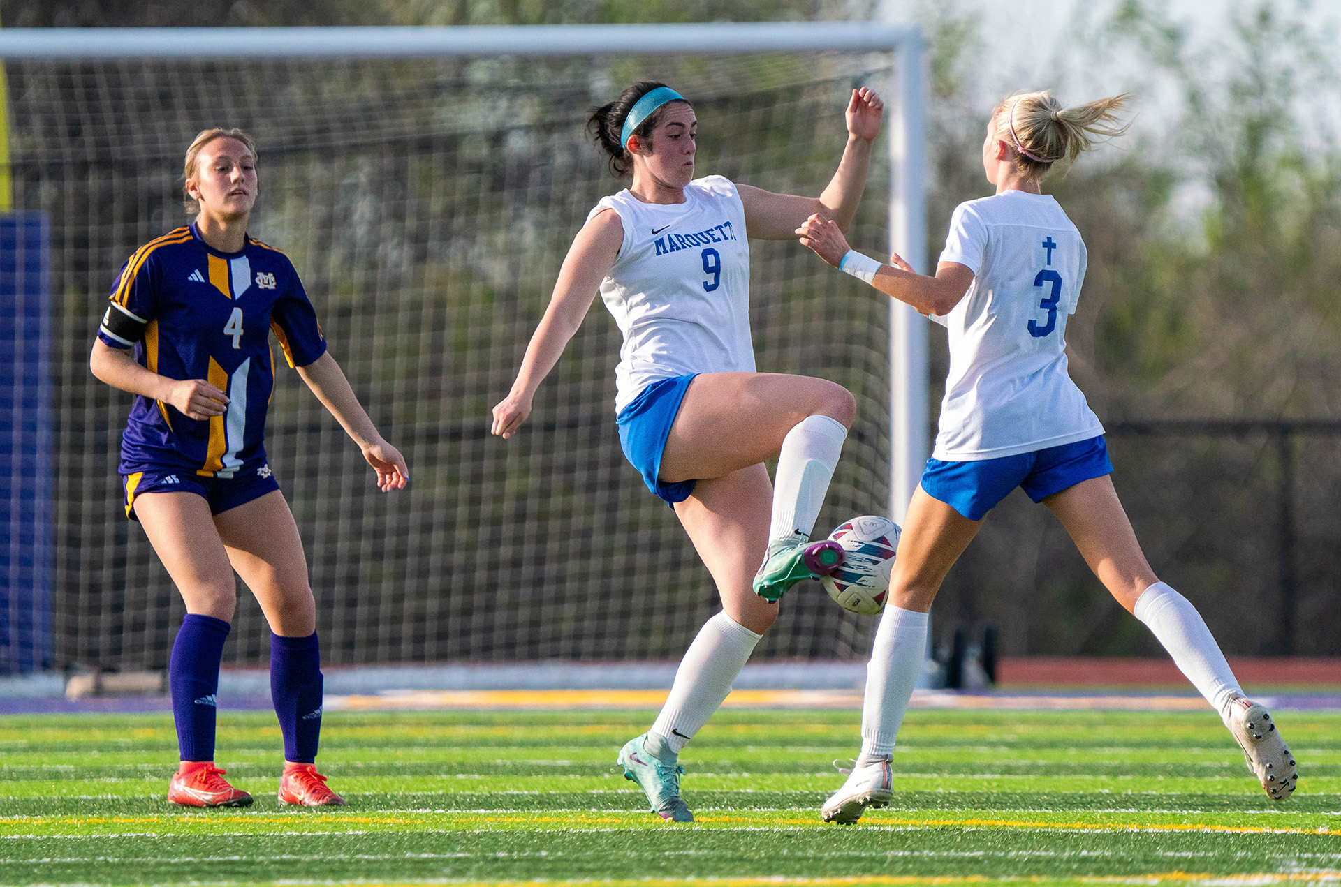 Jarzebeck's second-half goal enough for Explorers