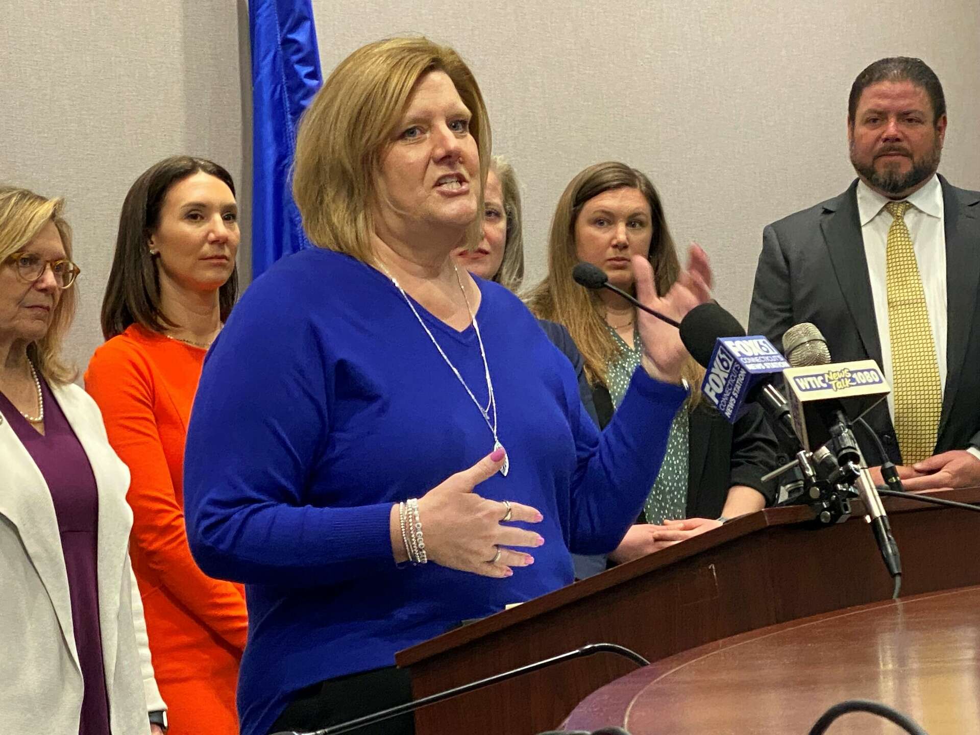 CT GOP senators call for teachers union head to resign over ICE post