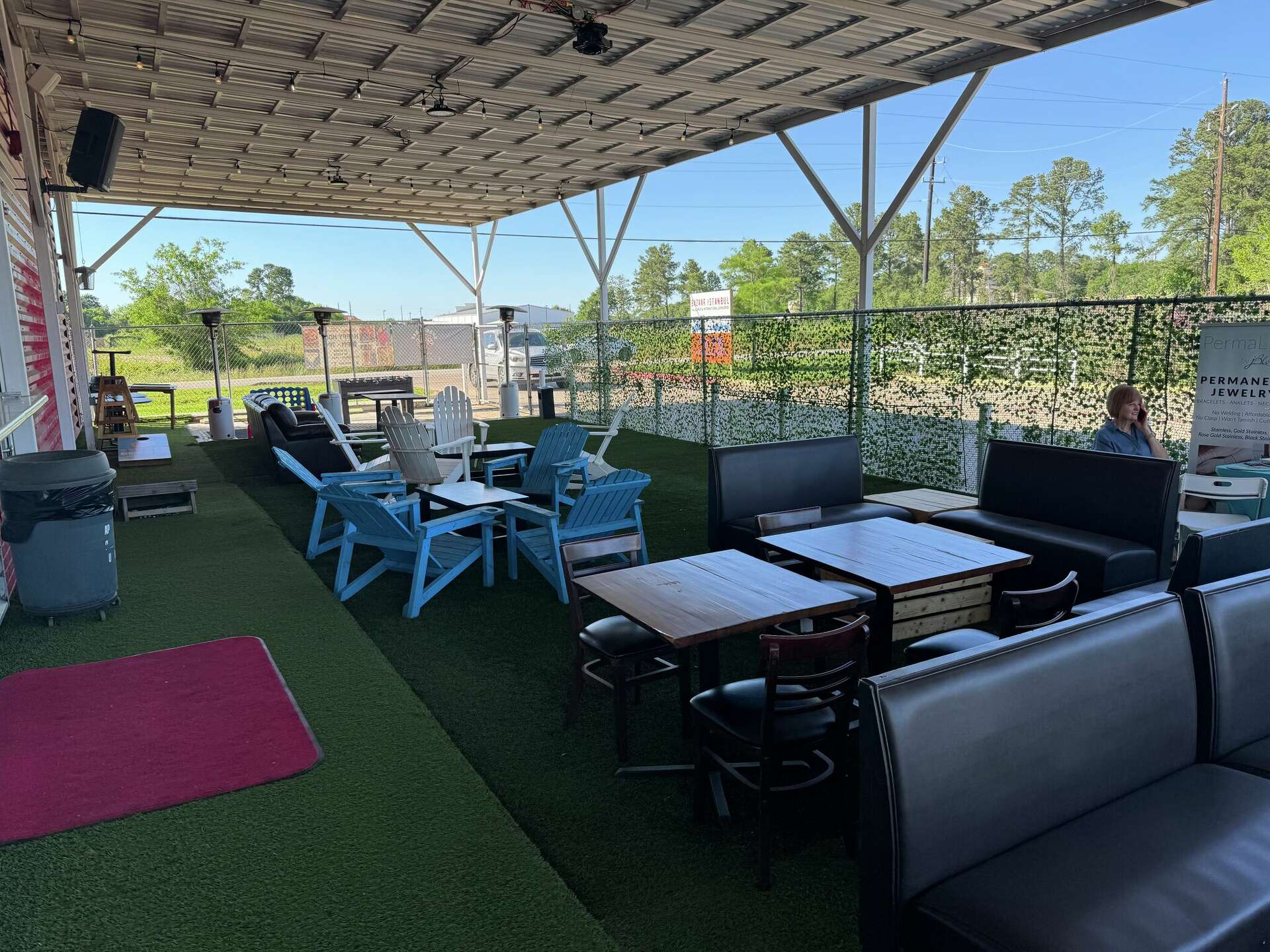 Katy Venezuelan night club transforms into new KTX Sports Bar