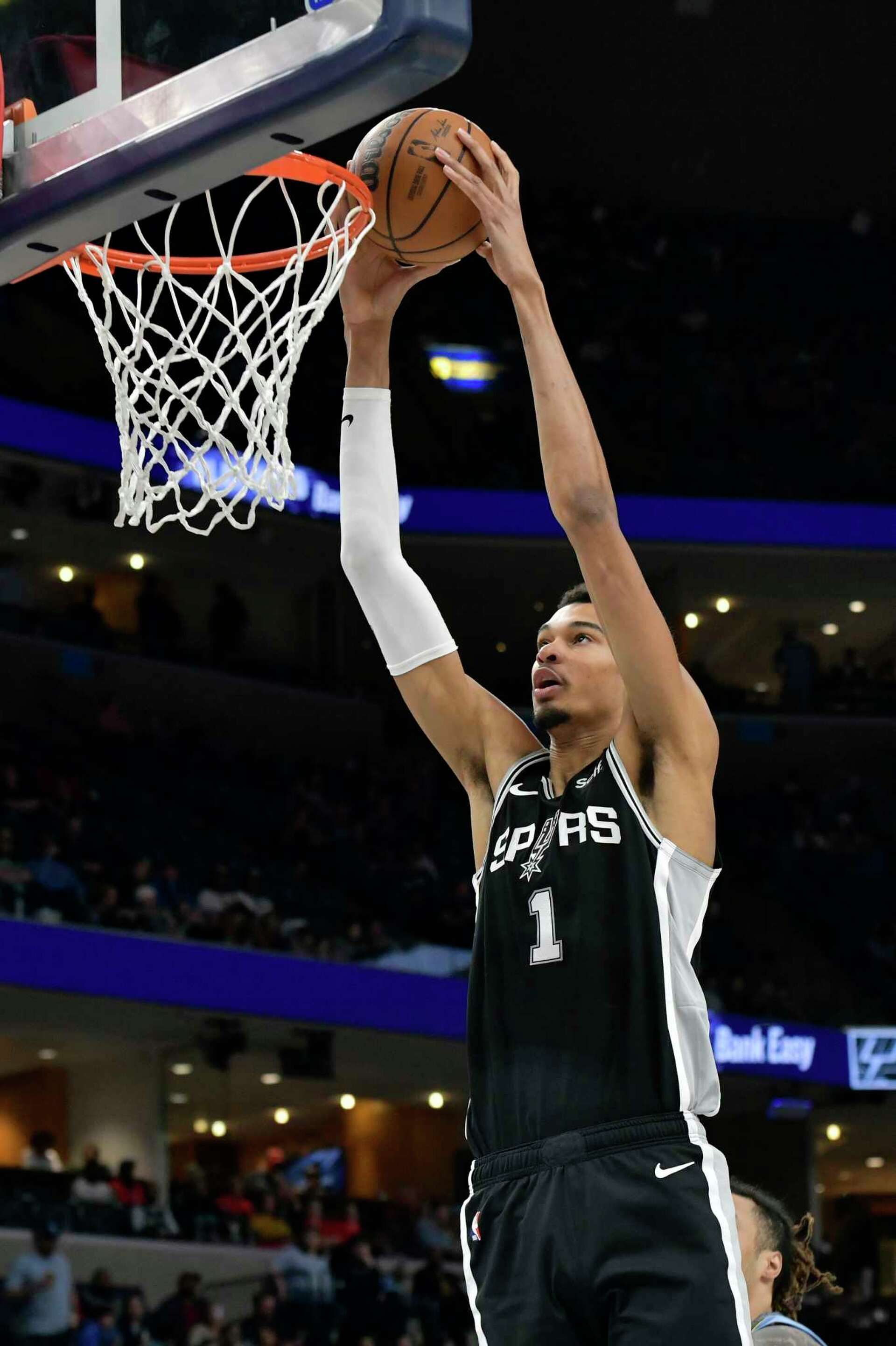 As expected, Spurs' Victor Wembanyama highlights All-Rookie team
