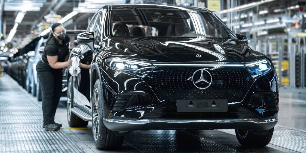 UAW Files Lawsuit Against Mercedes-Benz In Germany