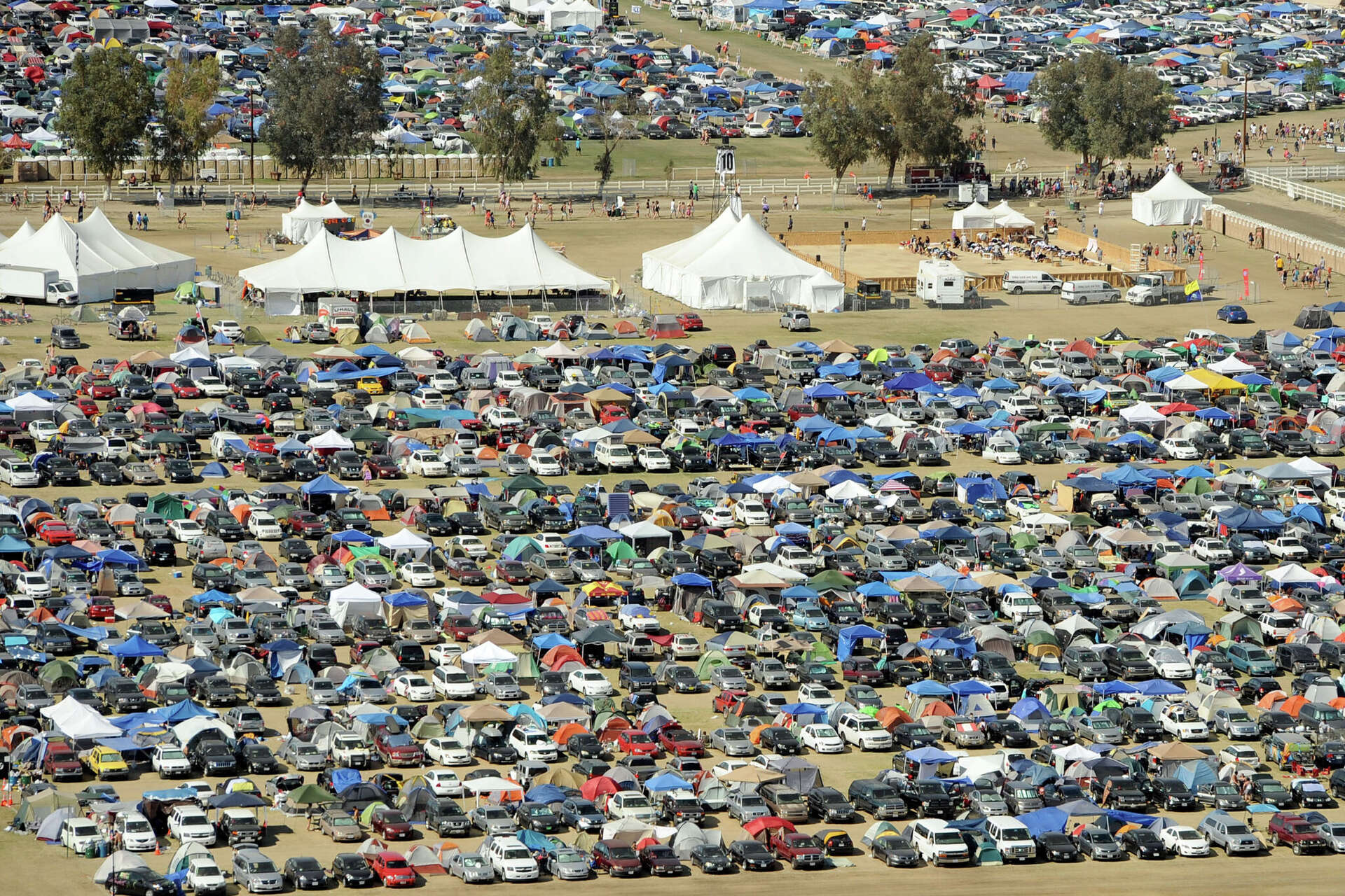 Thousands of people are leaving Coachella to face nightmare traffic