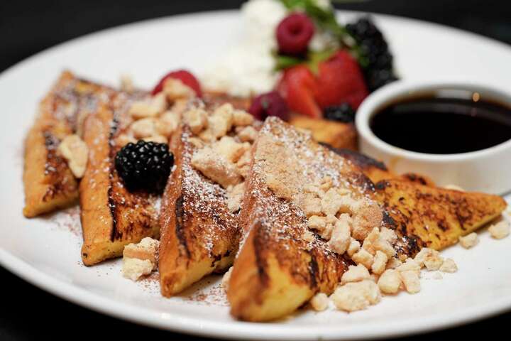 Houston comfort food restaurant the Derby opens at car club