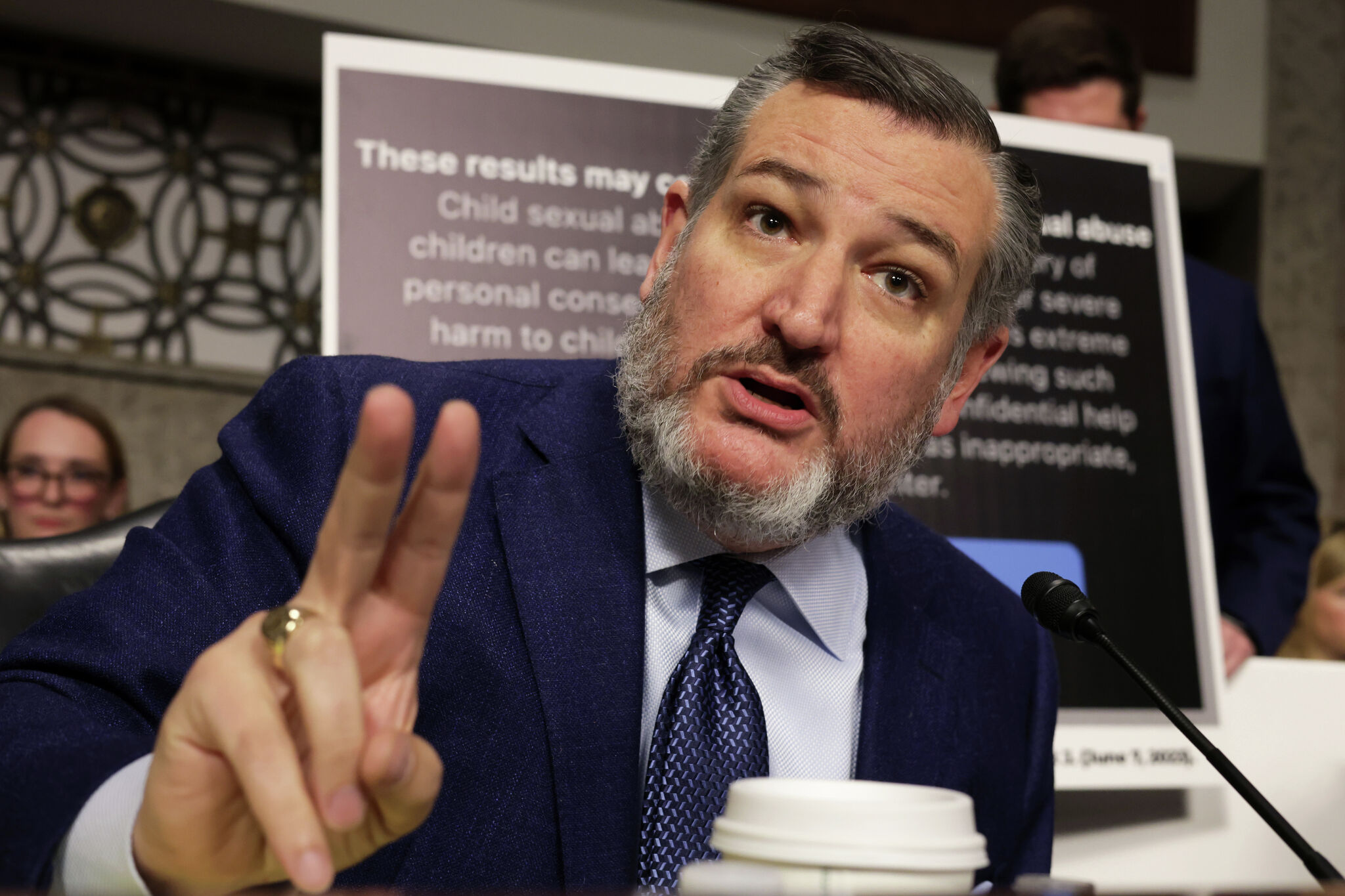 Ted Cruz "Democrats for Cruz" ad and campaign financial law woes