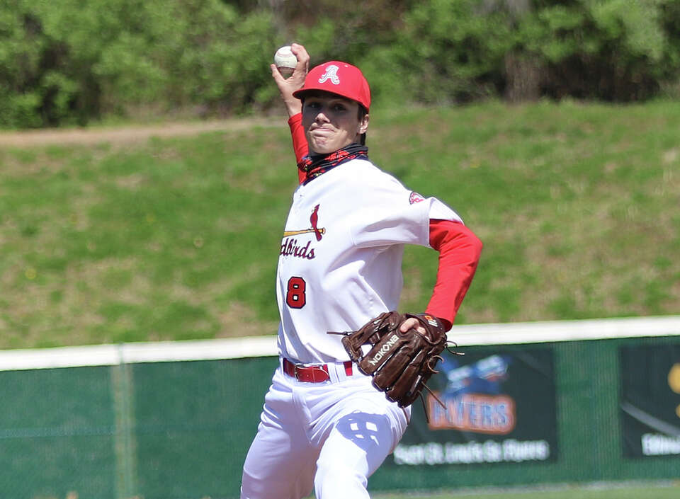 SWC golf champ Alex Siatos a hit as ace for Alton baseball