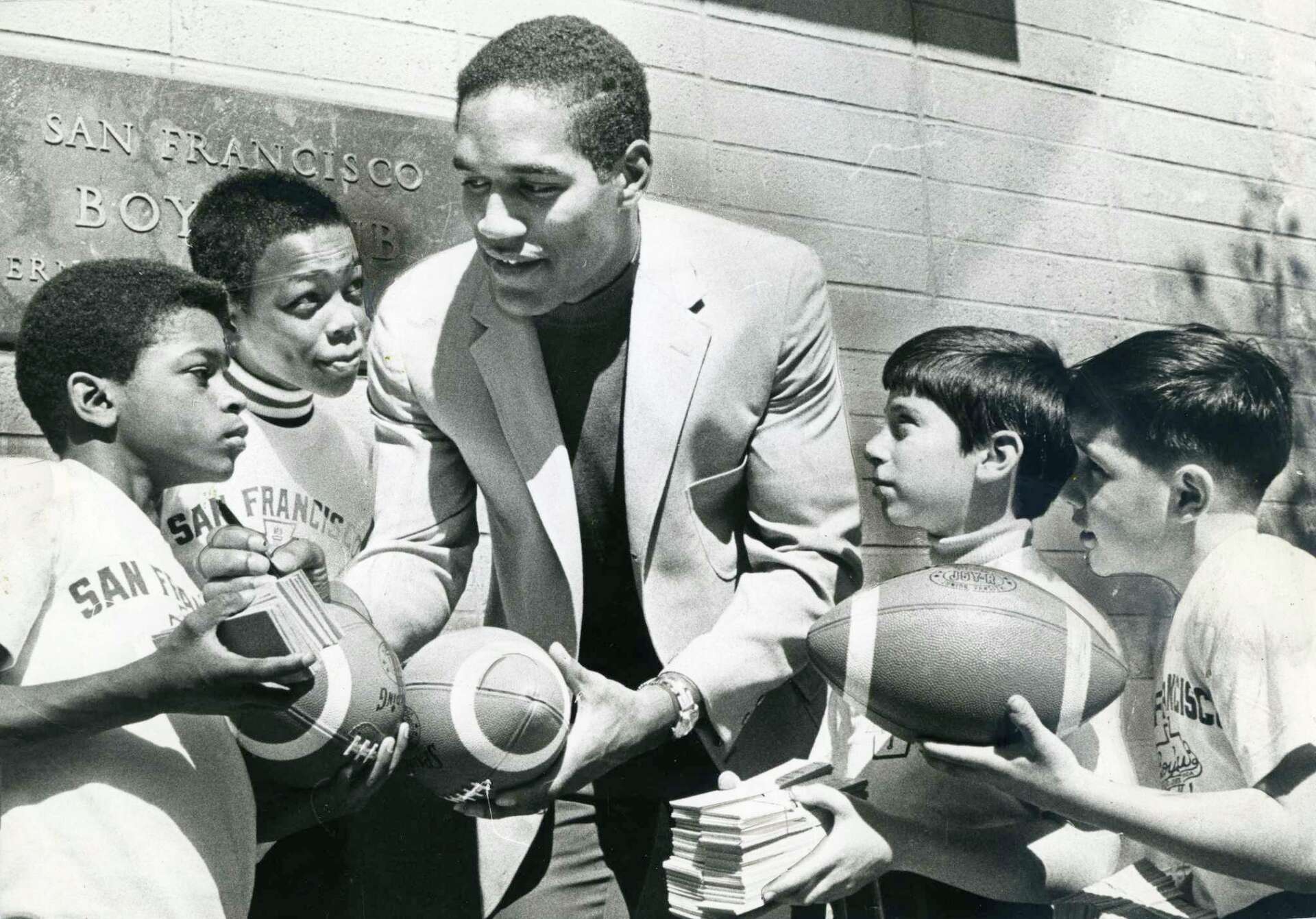 OJ Simpson, fallen football hero and SF native, dies at 76