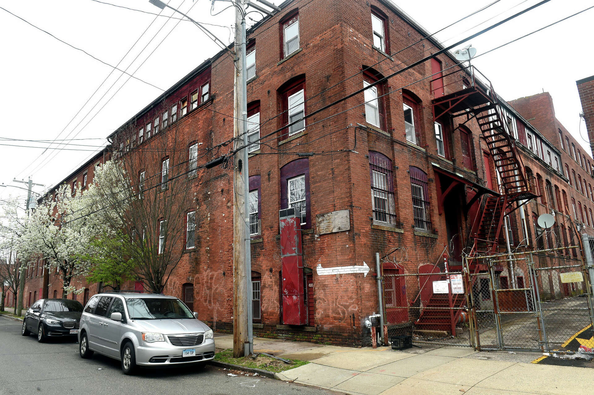 Yale buys former rubber factory, studios on Daggett St. in New Haven