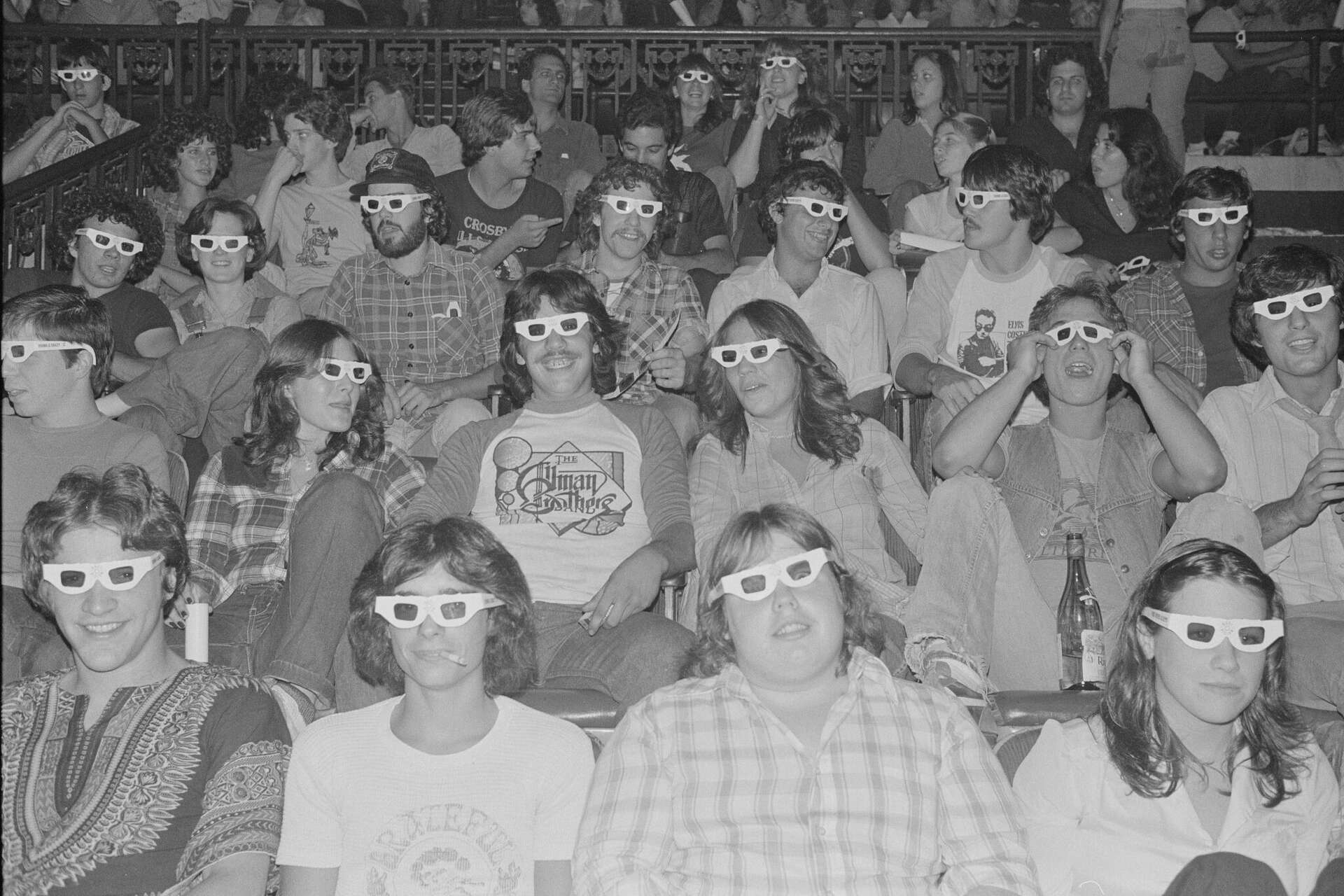 Do movie theaters need to get a gimmick to survive?