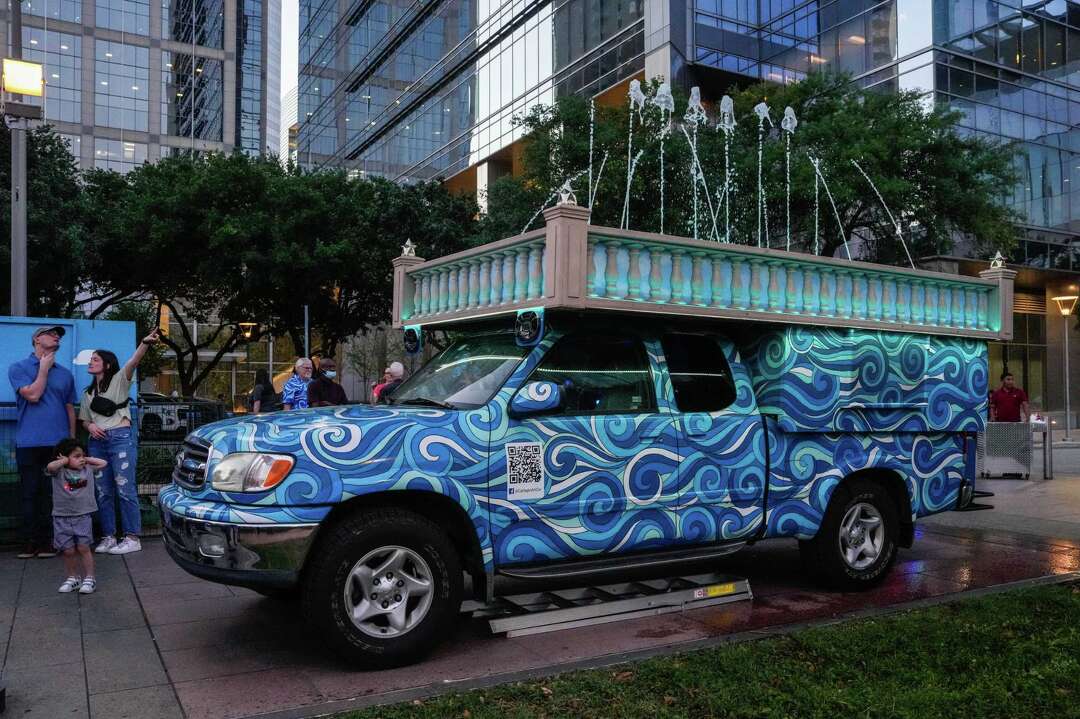 Art Car preview offers sneak peek at wild rides in parade