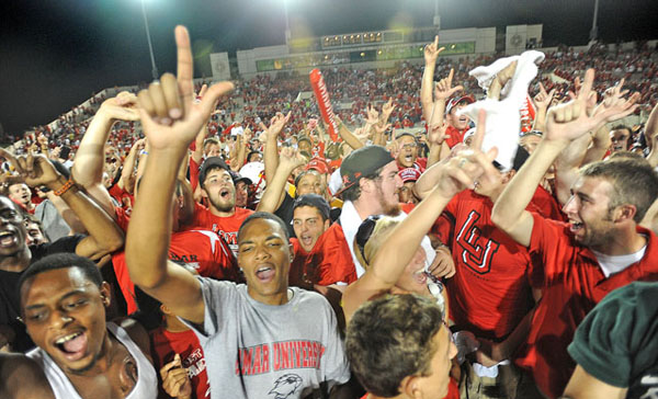 With Garrett in his heart, Bevil leads Lamar to comeback win