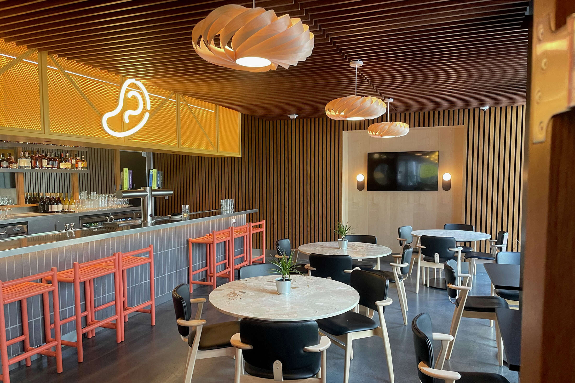 Downtown SF embraces new food hall with long opening-day lines