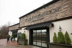 Ellie's Farmhouse restaurant offers fresh sourced food in Southington