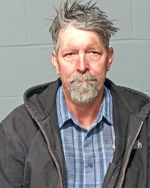 Truck driver accused of trying to meet with minor in Hartford: police