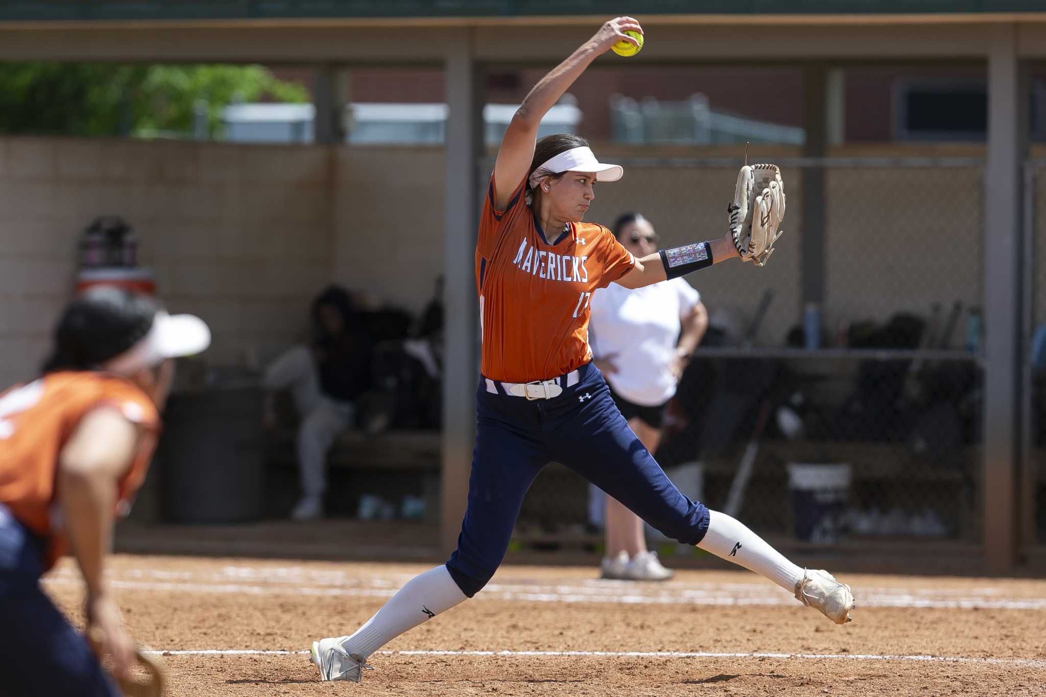 Madison softball tops LEE to clinch District 28-6A title