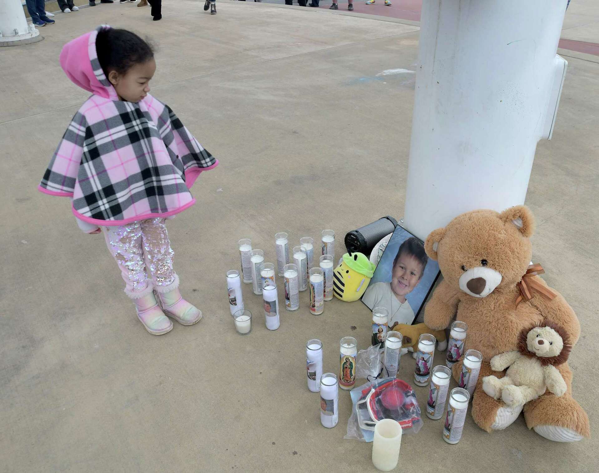 Vigil held for Meriden 6-year-old killed in go-kart crash
