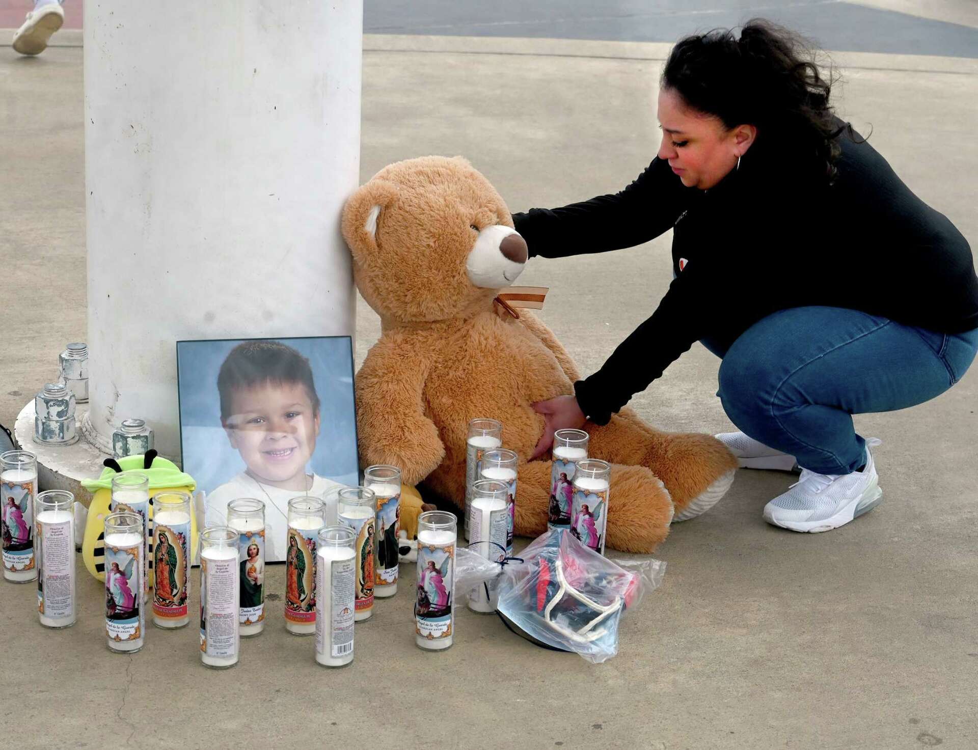 Vigil held for Meriden 6-year-old killed in go-kart crash