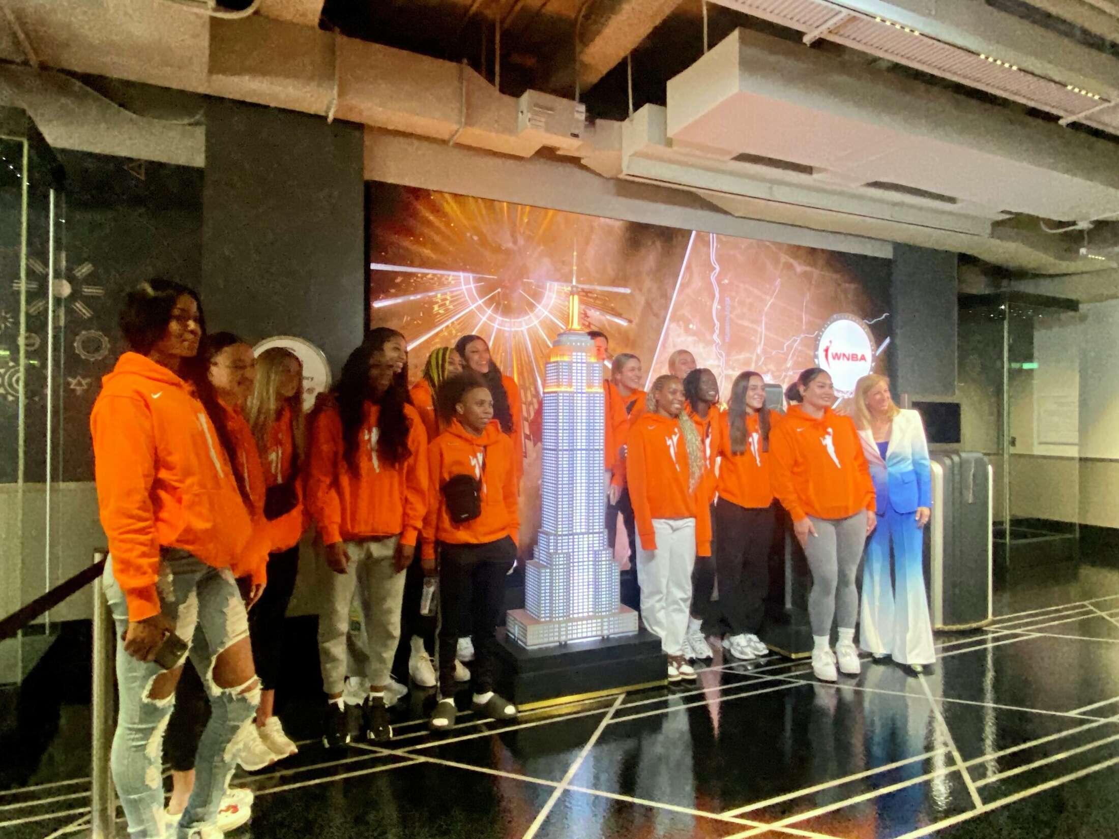 UConn's Aaliyah Edwards, Nika Mühl prep for WNBA Draft in New York