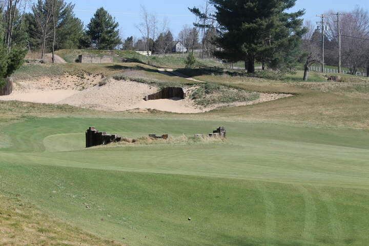 Play Manistee's new 9-hole course in 90 minutes or less