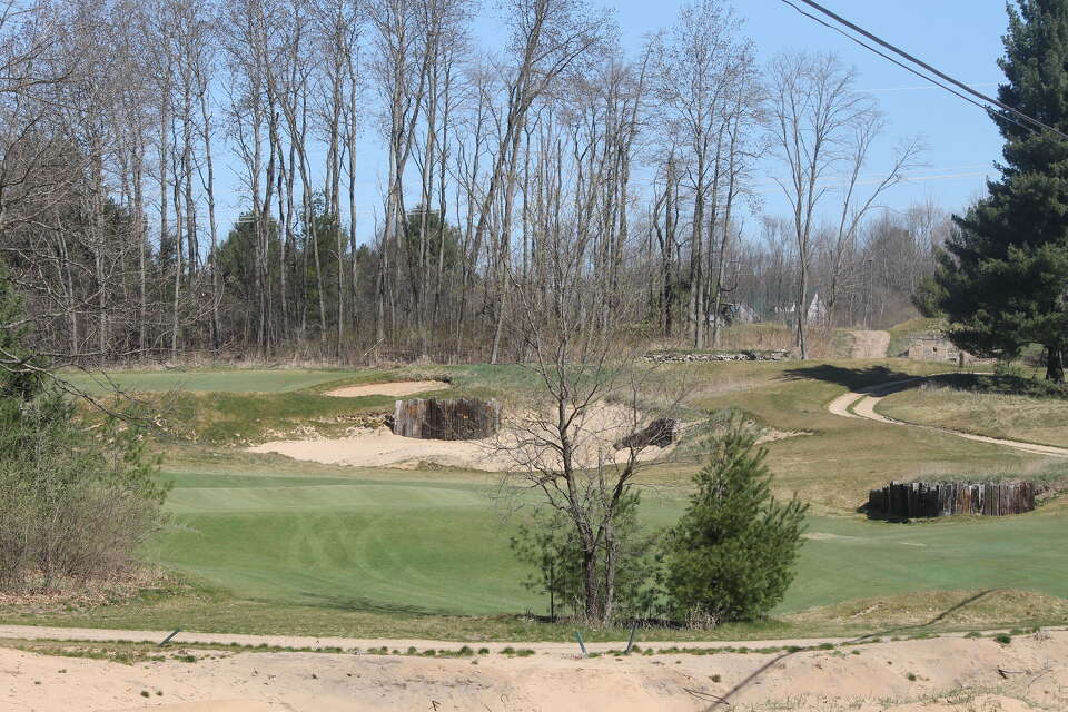 Play Manistee's new 9-hole course in 90 minutes or less