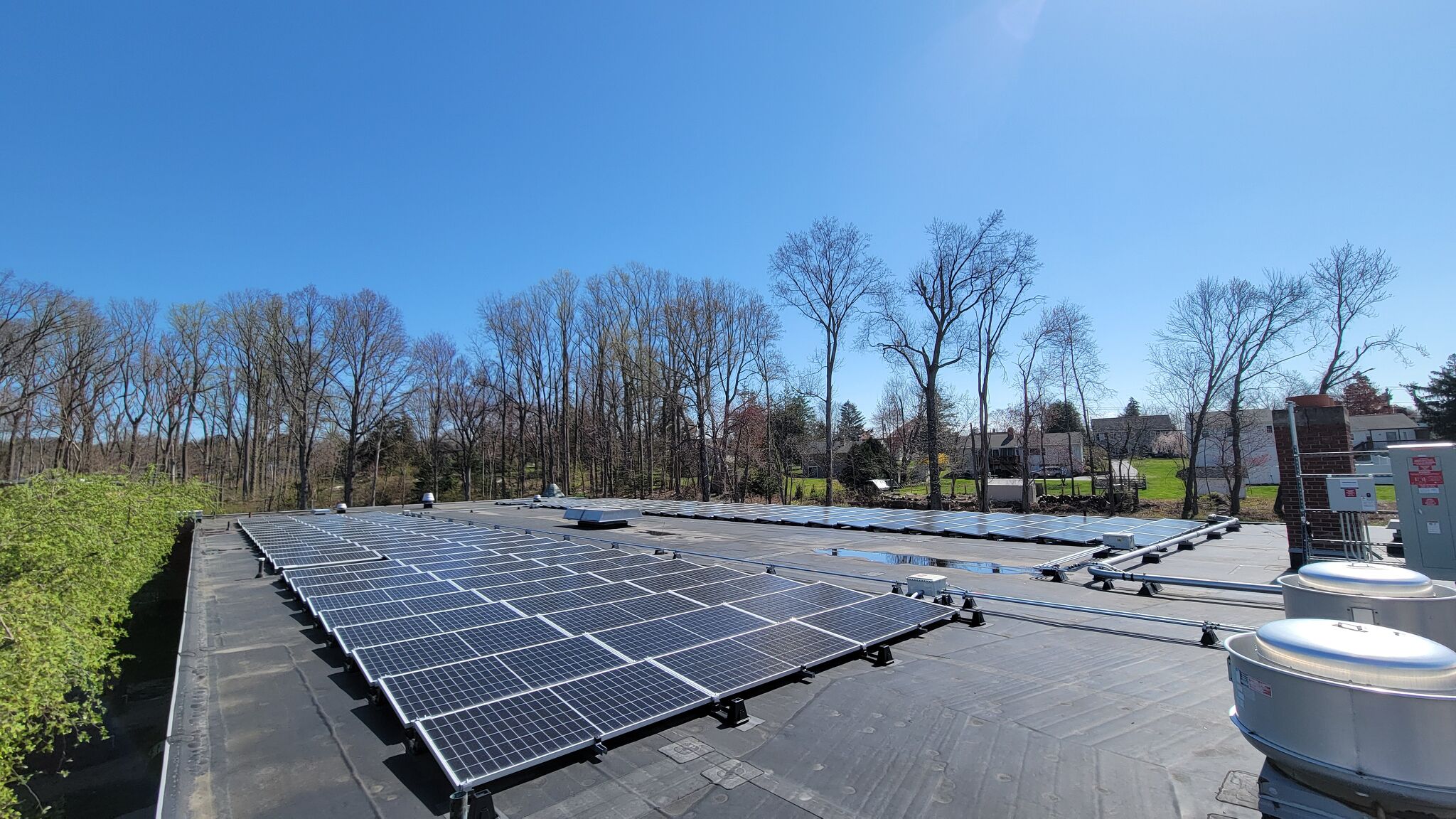 Lamont pushes for more solar power from Connecticut school rooftops