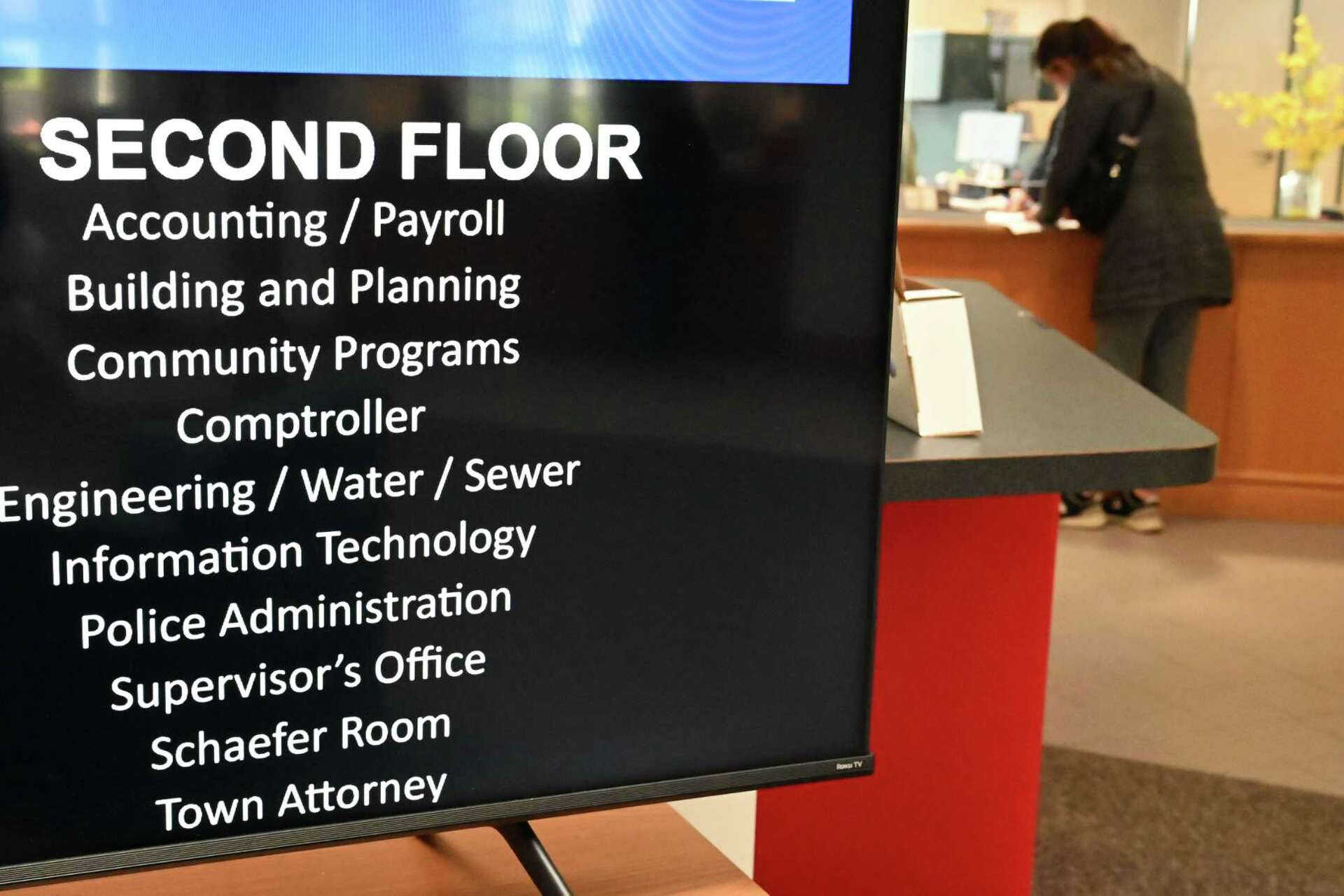 Former Niskayuna Town Hall employee sues Gabbit for $3M