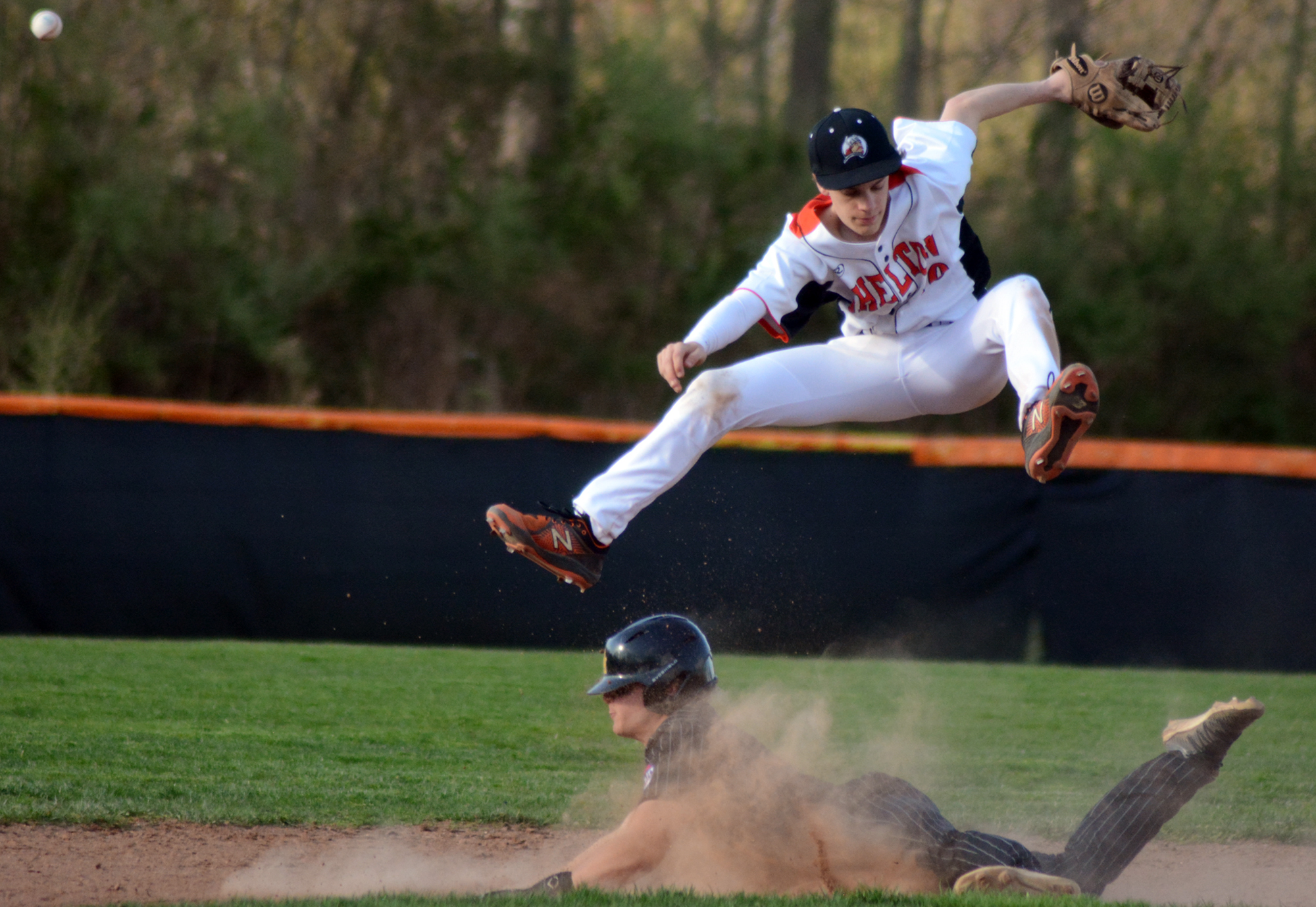 Hand High School baseball team defeats Shelton in early showdown