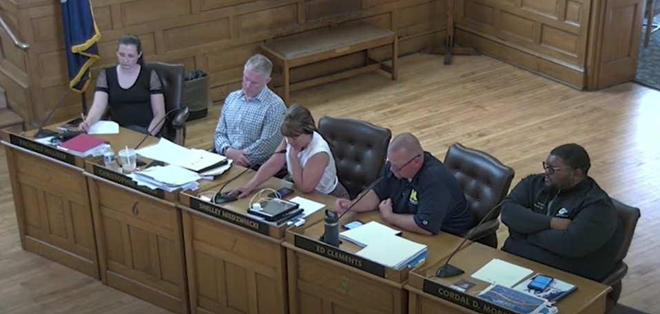 Bay City commissioner walks out at end of meeting