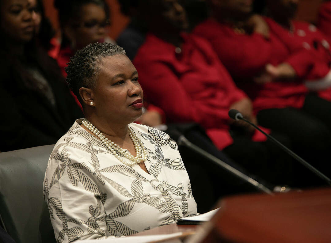 Hearing on possible firing of CT chief public defender continued