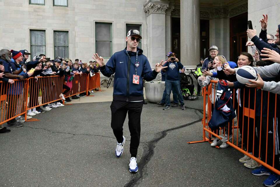 Michigan big man Tarris Reed Jr. commits to UConn as transfer