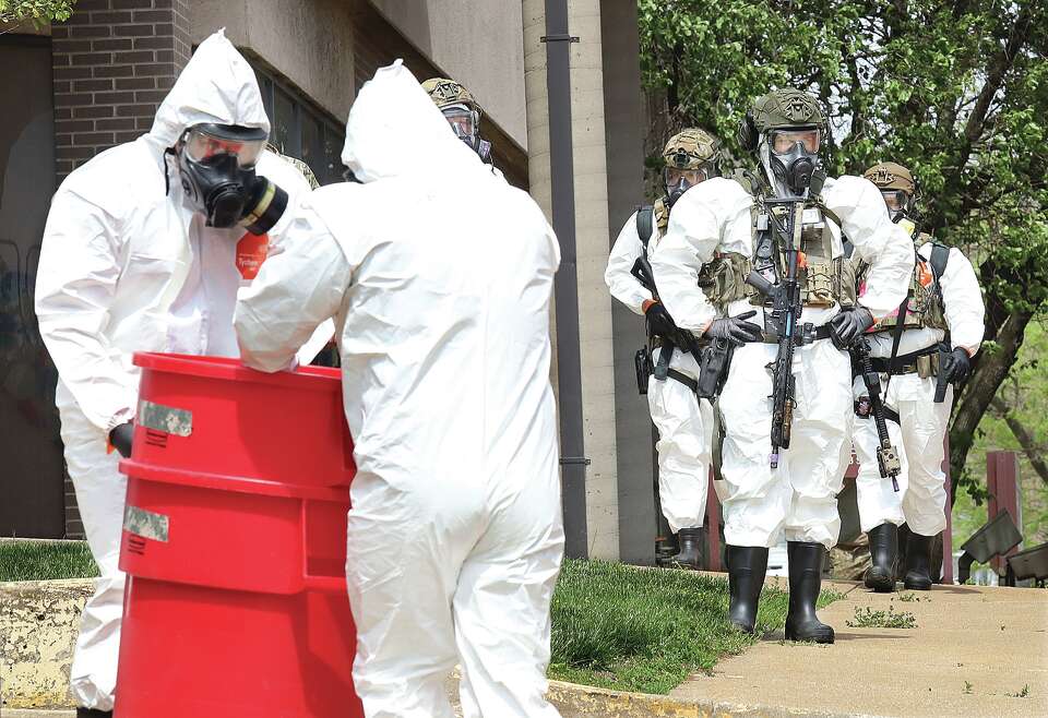 Tactical police go through HAZMAT training in Alton