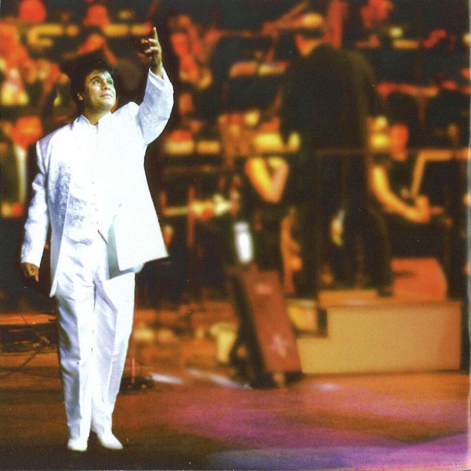 Juan Gabriel's 'Amor Eterno' enshrined in Library of Congress