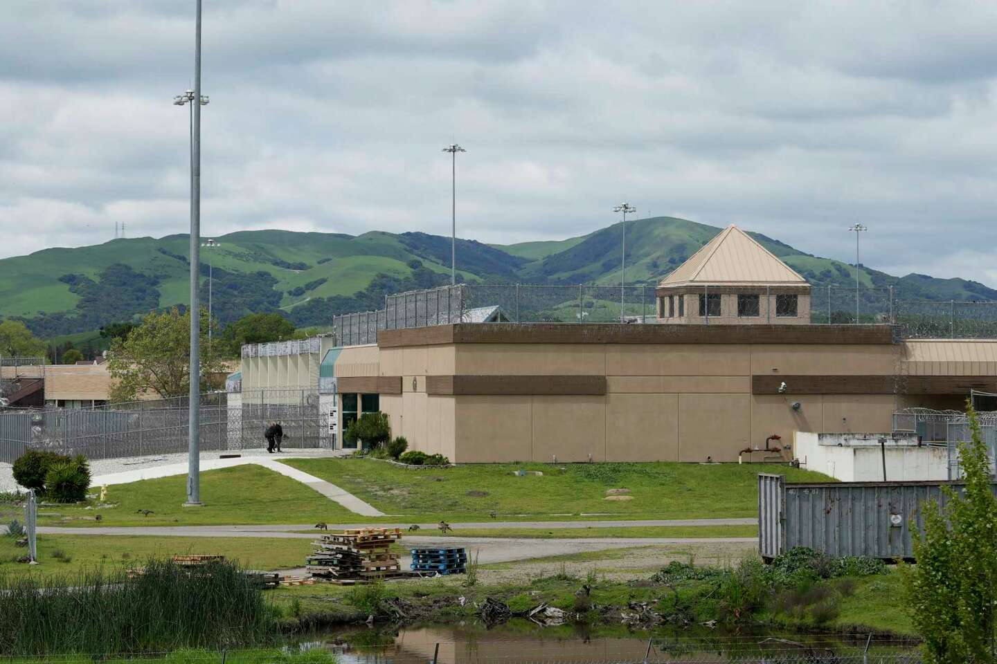 Dublin prison’s 'rape club' survivors deserve to released