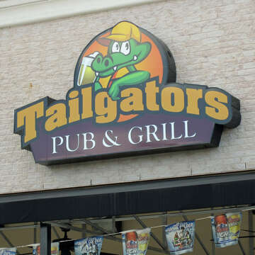 Conroe getting new Tailgators Pub & Grill soon