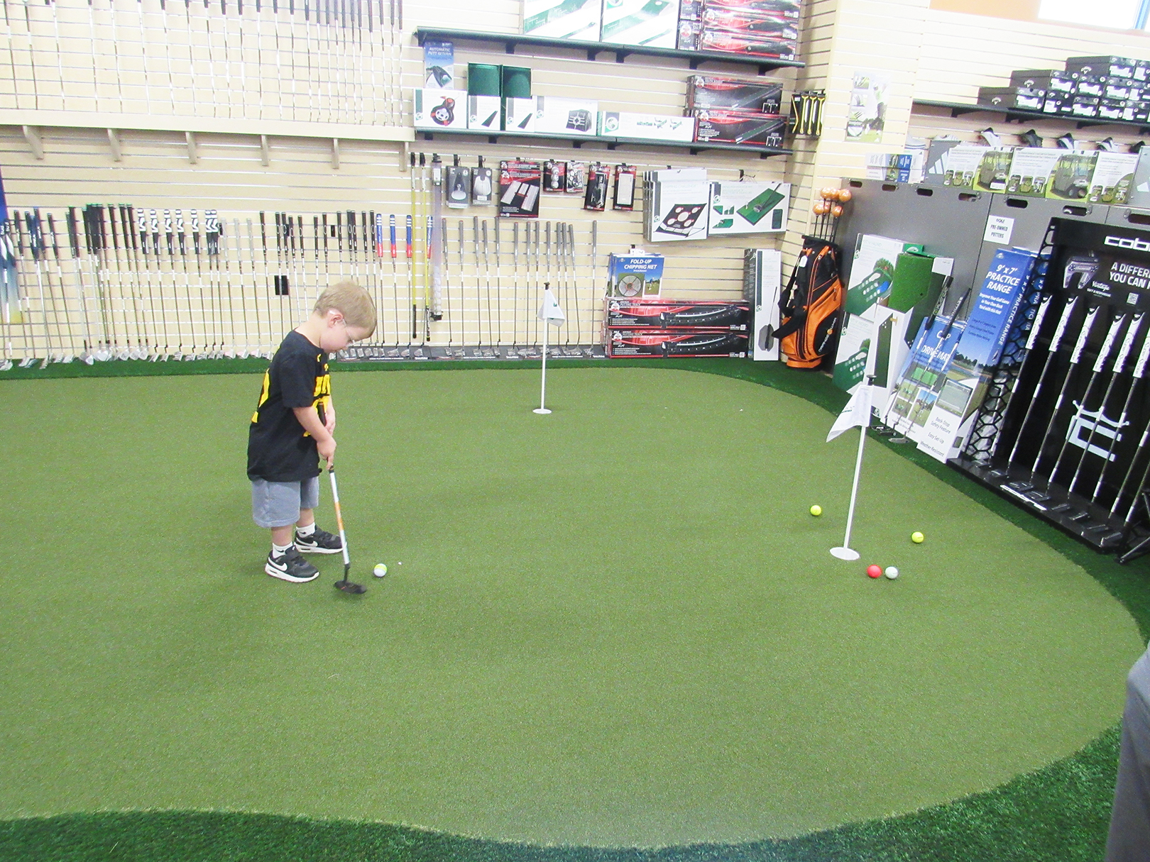 Golf Discount STL opens new location in Edwardsville IL