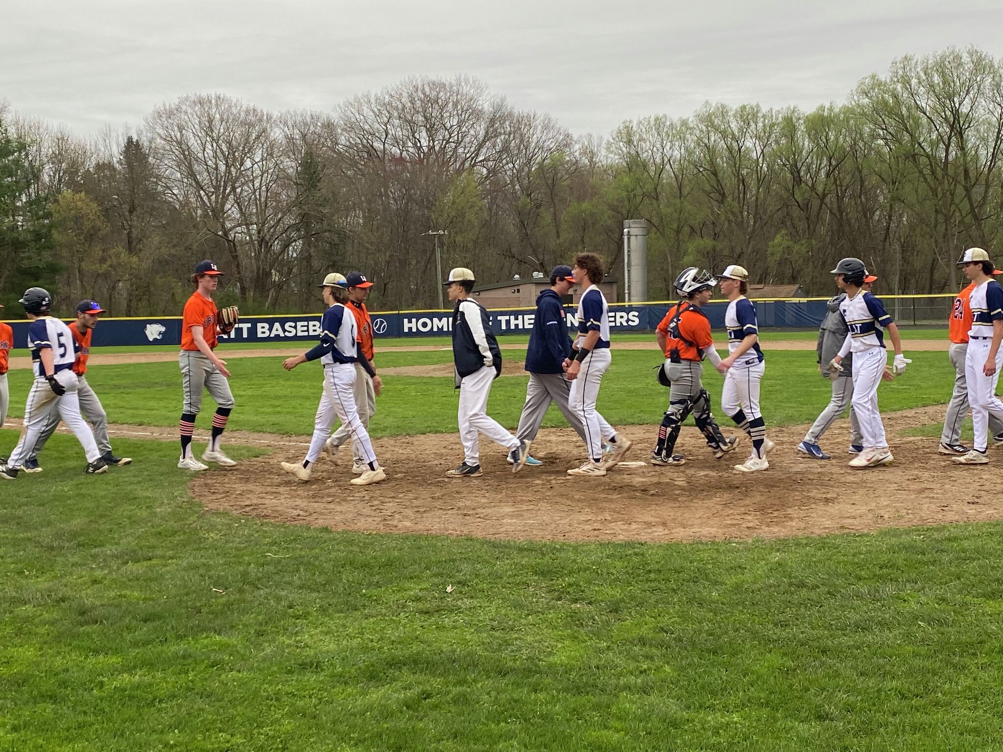 Lyman Hall High School baseball rallies to defeat Platt on Rich's hit.