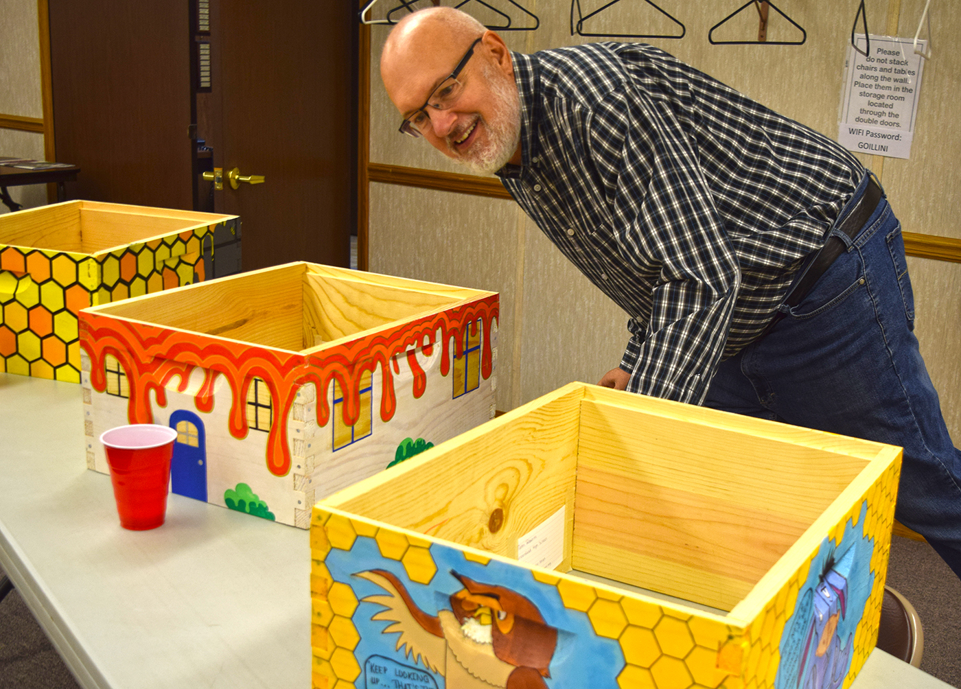 Jacksonville-area club talks about raising bees