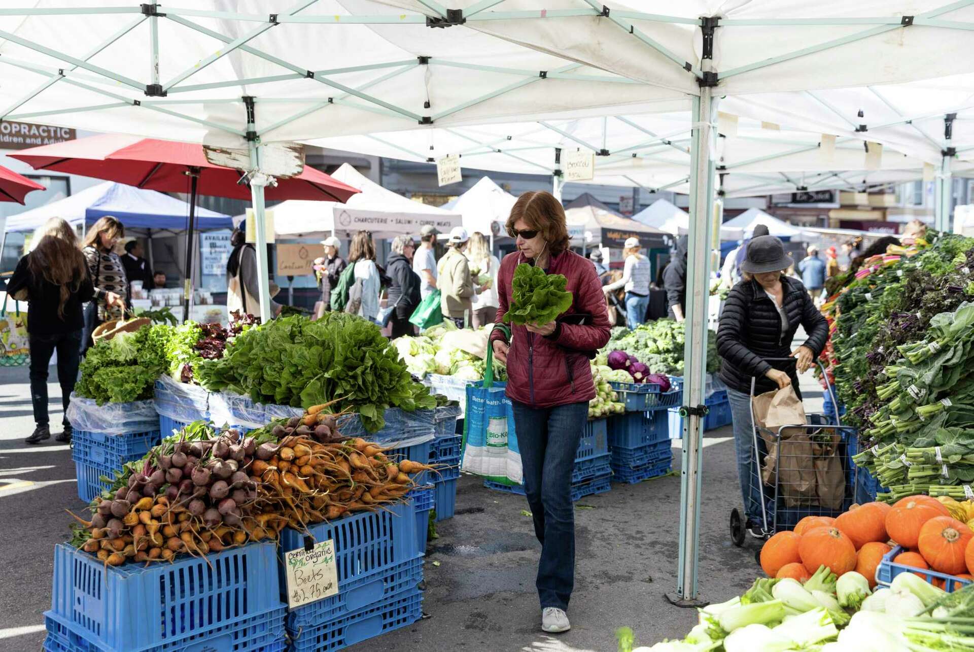 Six fruits and vegetables worth buying organic: Consumer Reports study