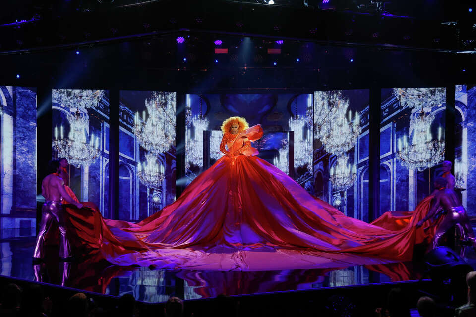 Nymphia Wind wins 'RuPaul's Drag Race' Season 16