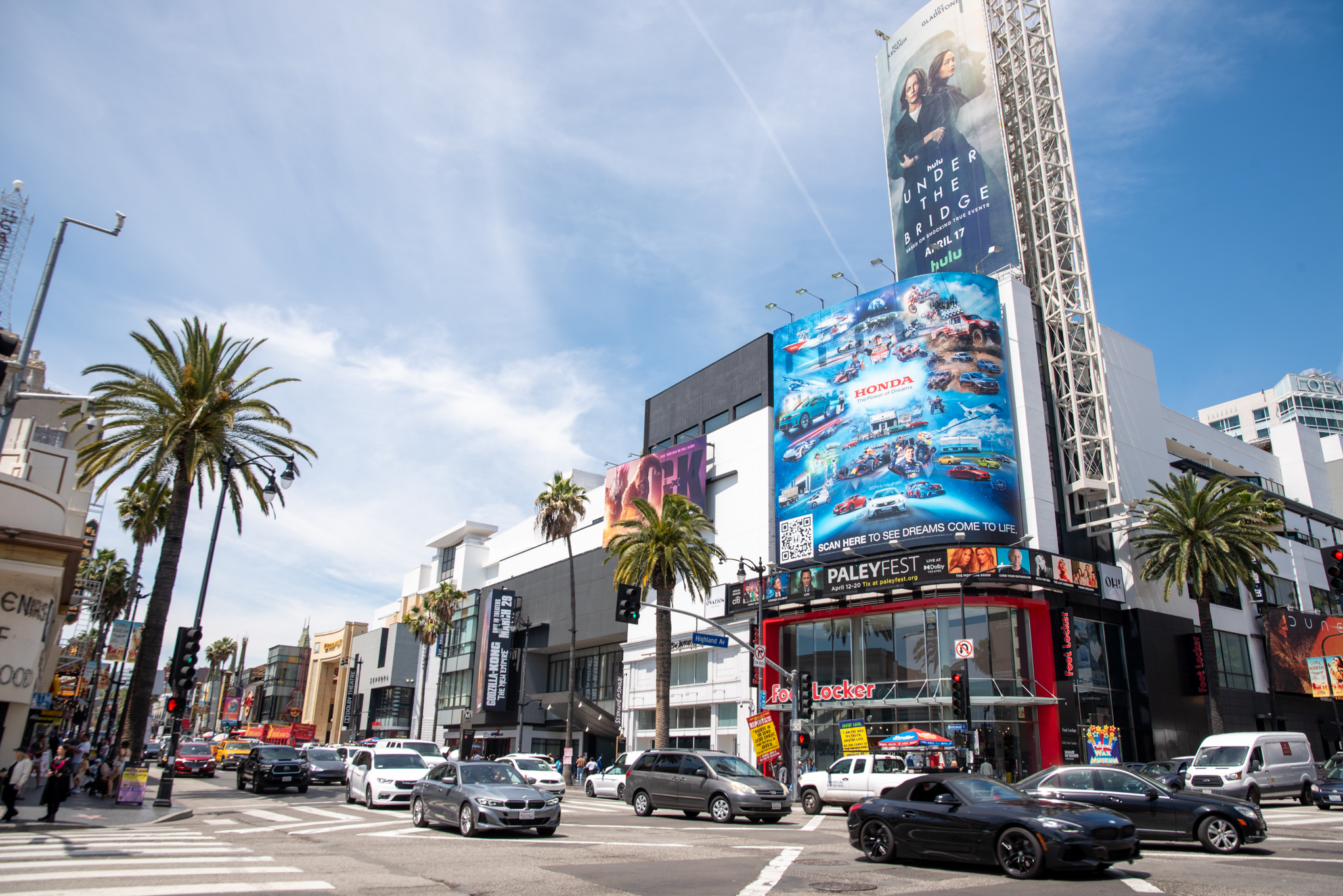 A bold plan to remake a famous California street, one lane at a time