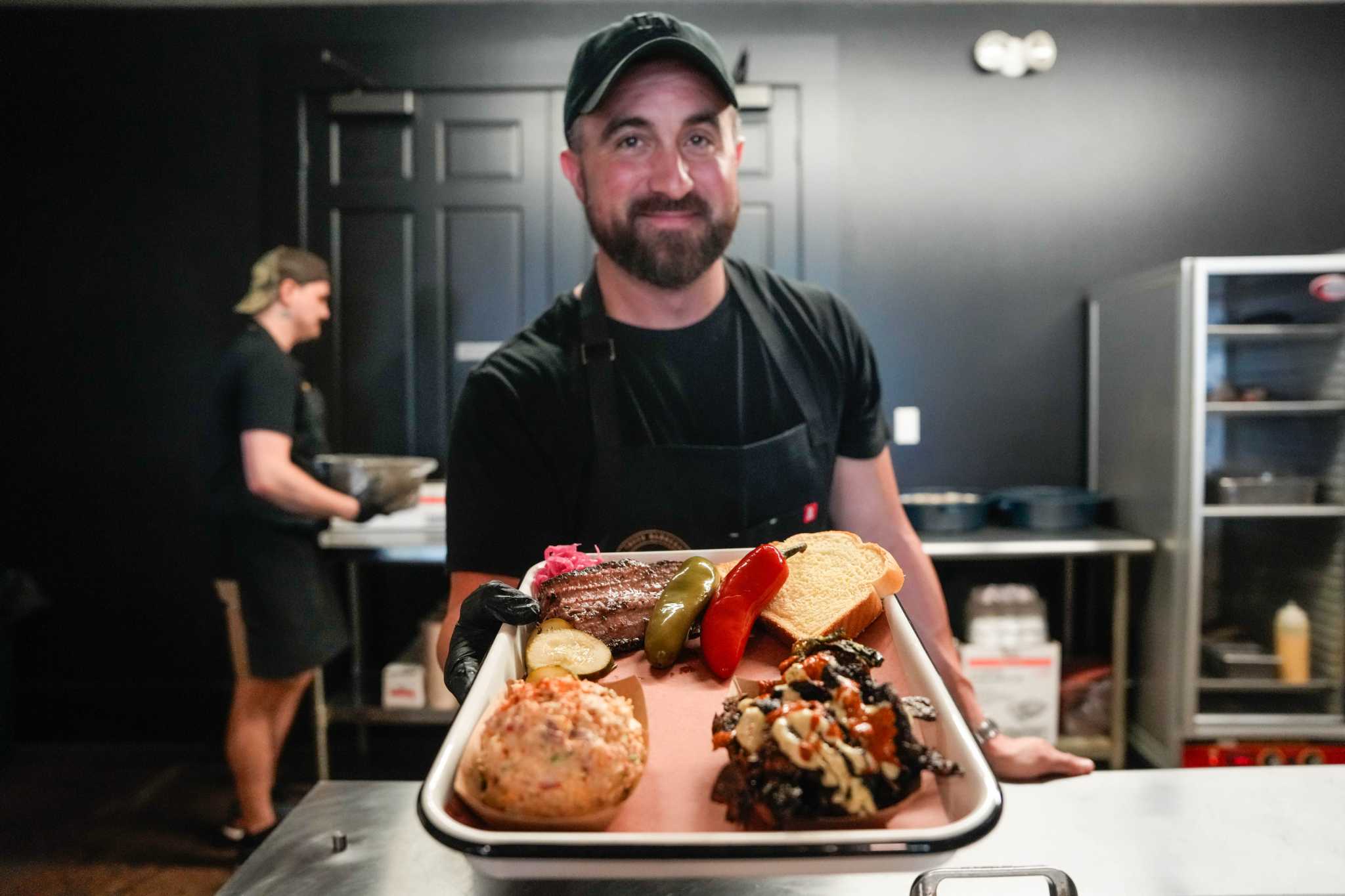 Lee Ellis’ barbecue legacy lives on with Truth BBQ's pitmaster