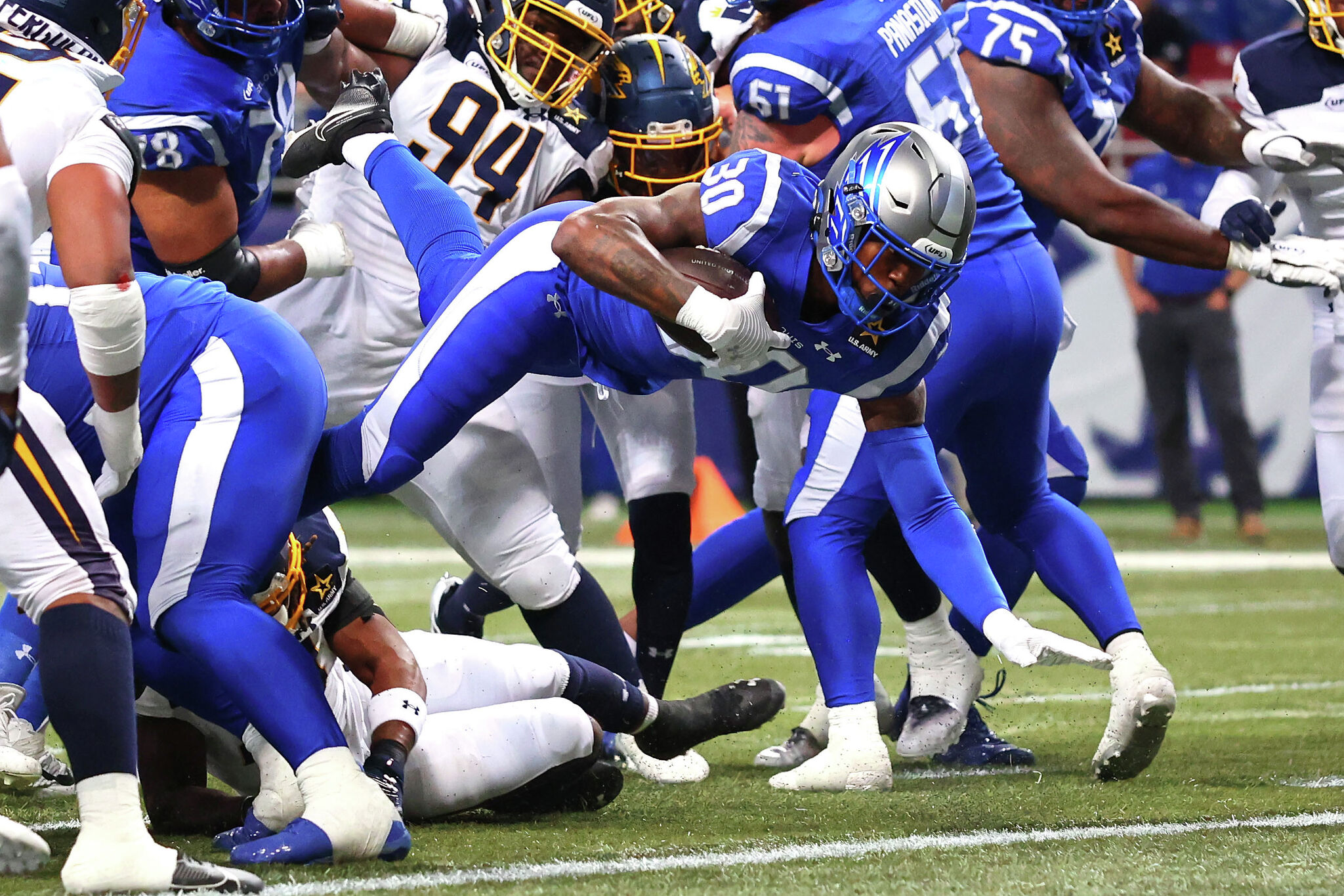 The BattleHawks (3-1) rushed for 133 yards in the win over Memphis
