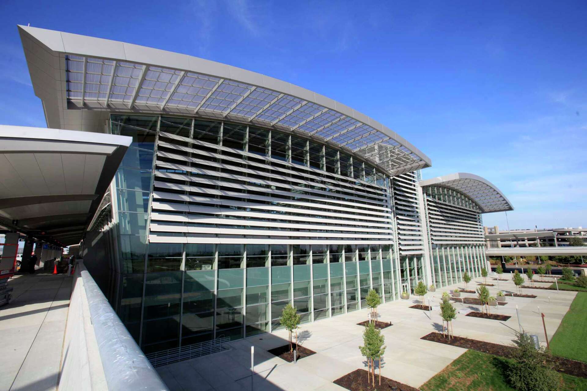 Sacramento airport internet cable may have been ‘deliberately cut’